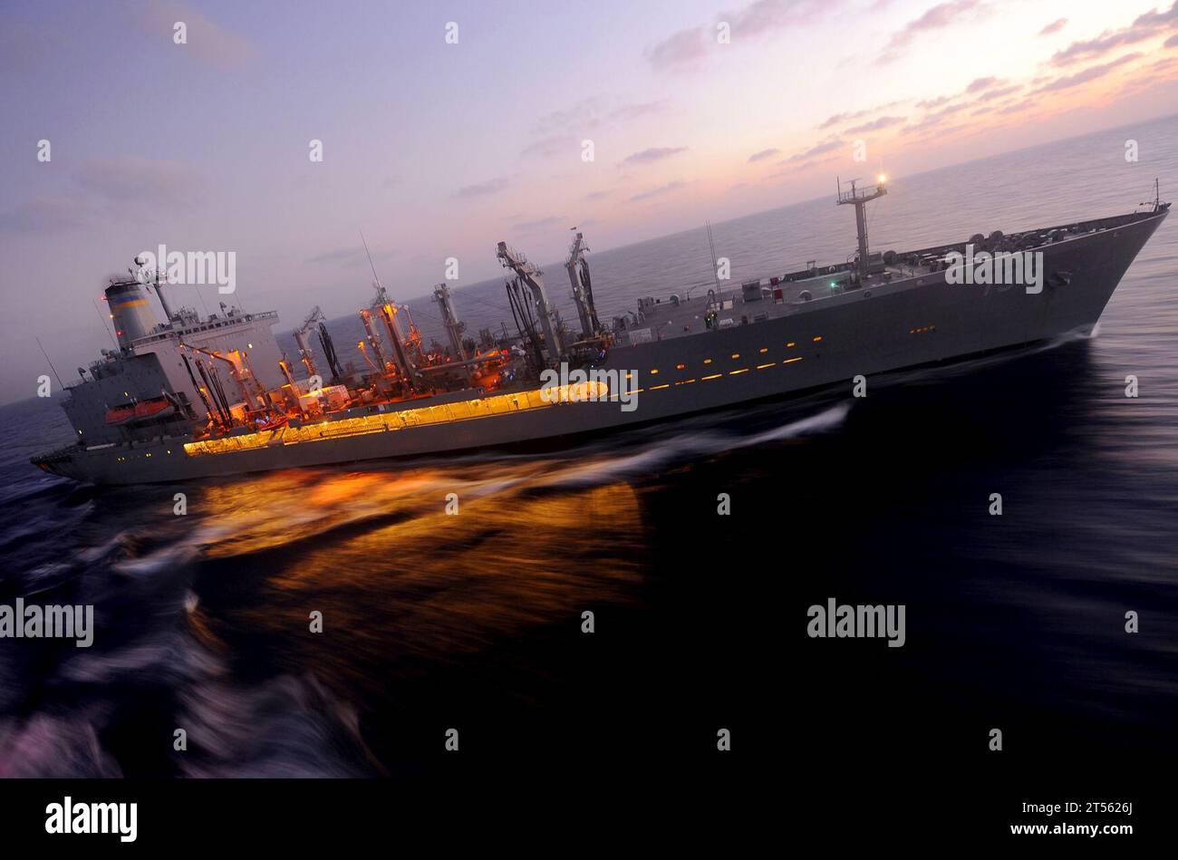 Military Sealift Command, USNS Kanawha (T-AO 196), USS Fort McHenry ...