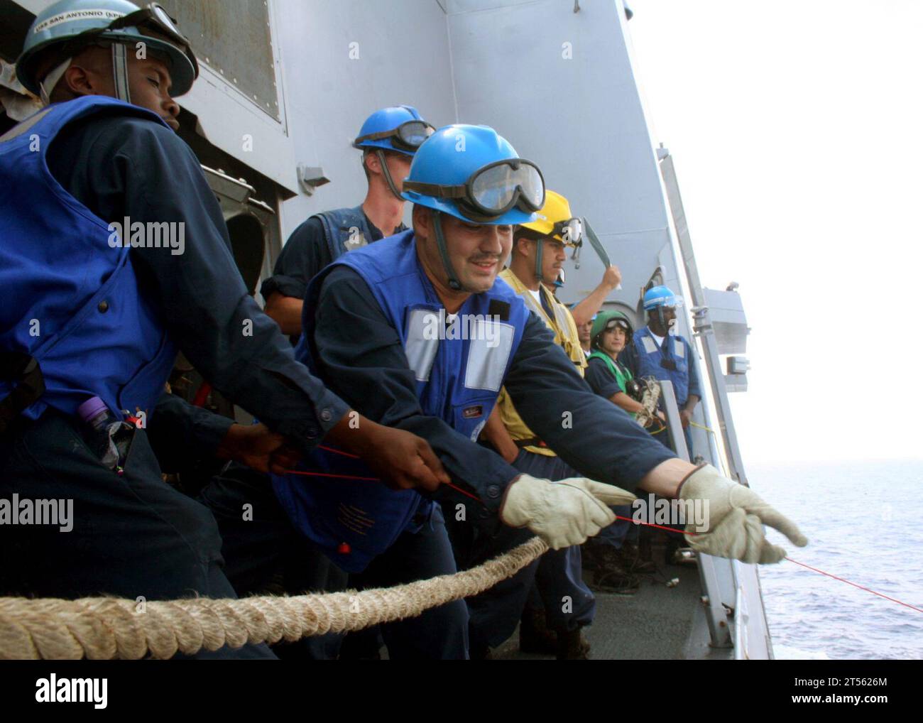 Military sealift command ships hi-res stock photography and images - Alamy