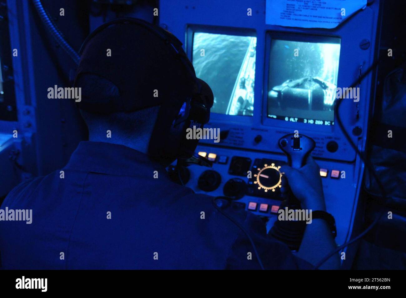 Uss avenger mcm 1 hi-res stock photography and images - Alamy