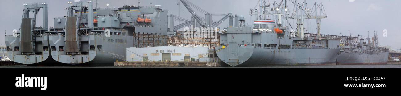 MSC. SHIPS, shore facility Stock Photo - Alamy