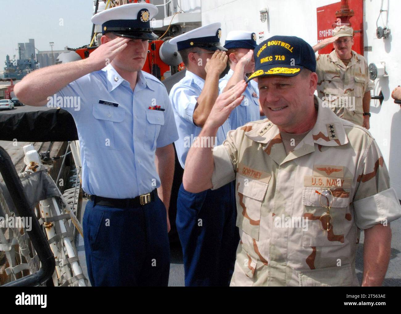 Uscgc boutwell hi-res stock photography and images - Alamy