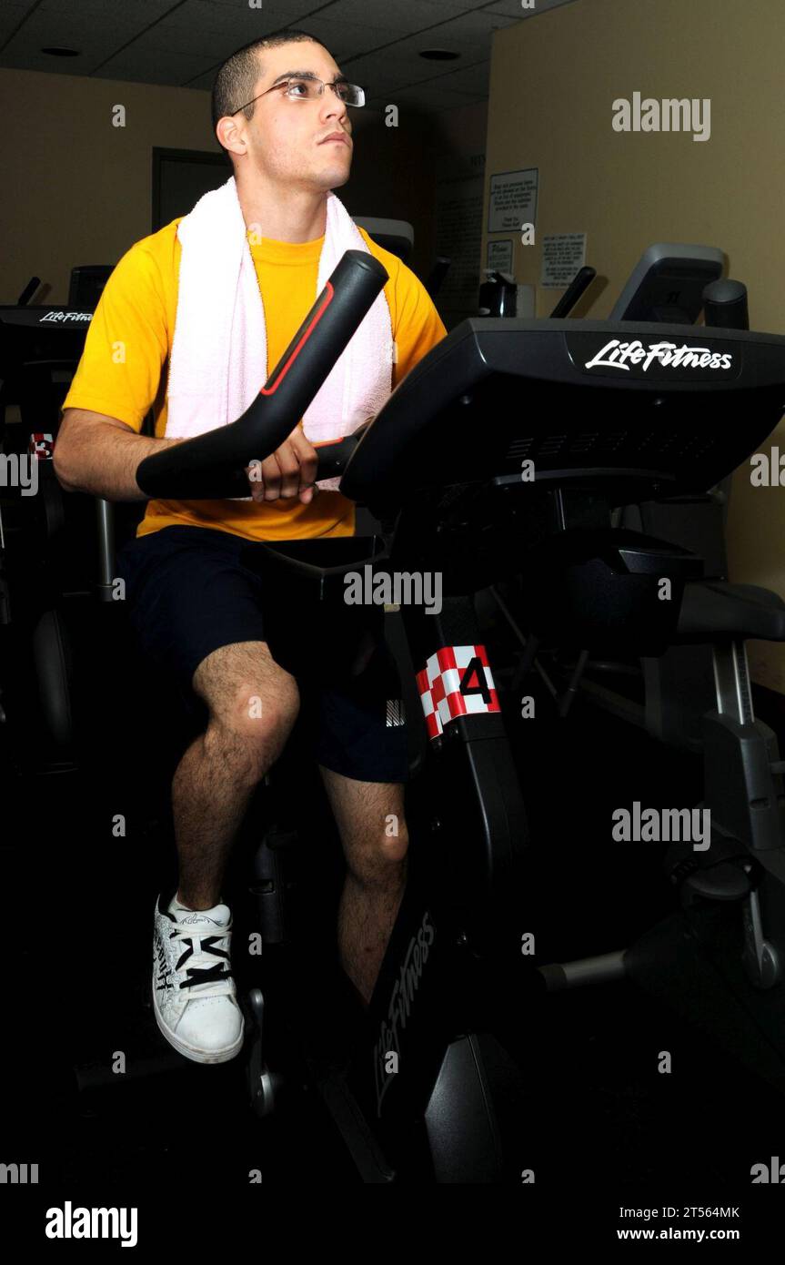 Naval Base Kitsap Bangor, PFA, Sailor, U.S. Navy, work out Stock Photo ...