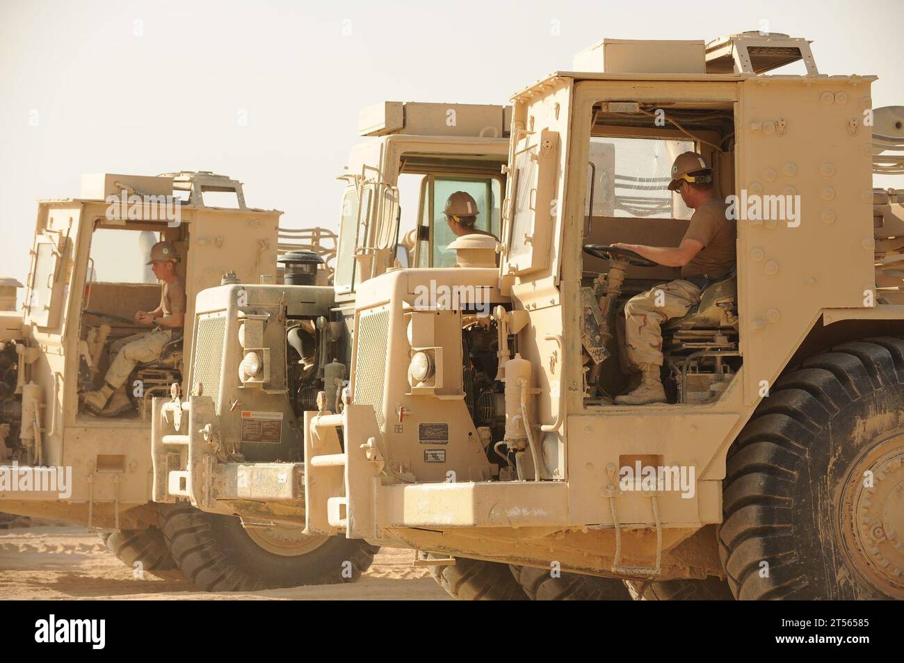 Naval Mobile Construction Battalion, NMCB 40, Sailor, SEABEES, U.S ...