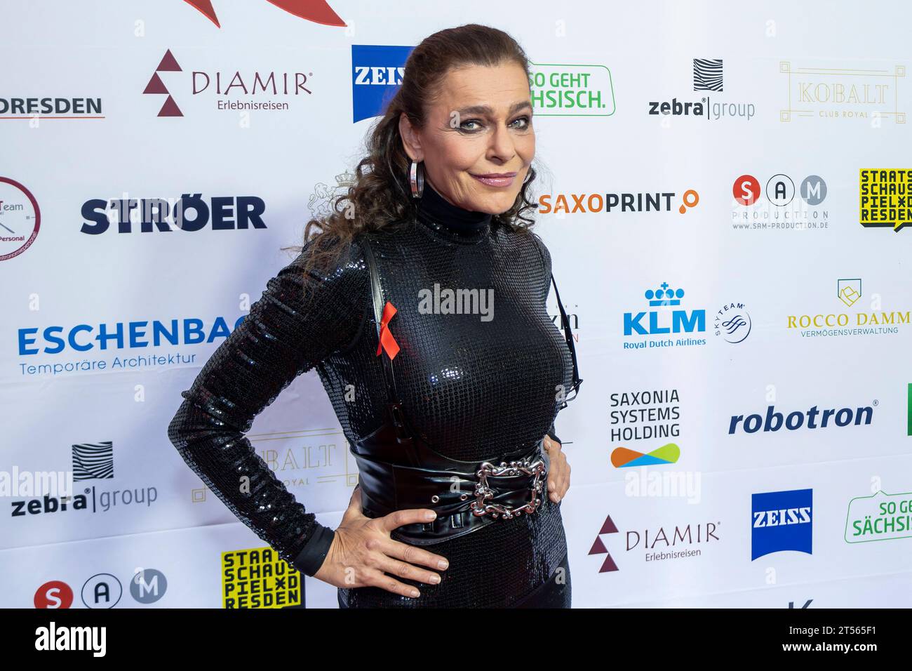 Sängerin Julia Neigel kommt zur 15.HOPE Gala in das Schauspielhaus ...