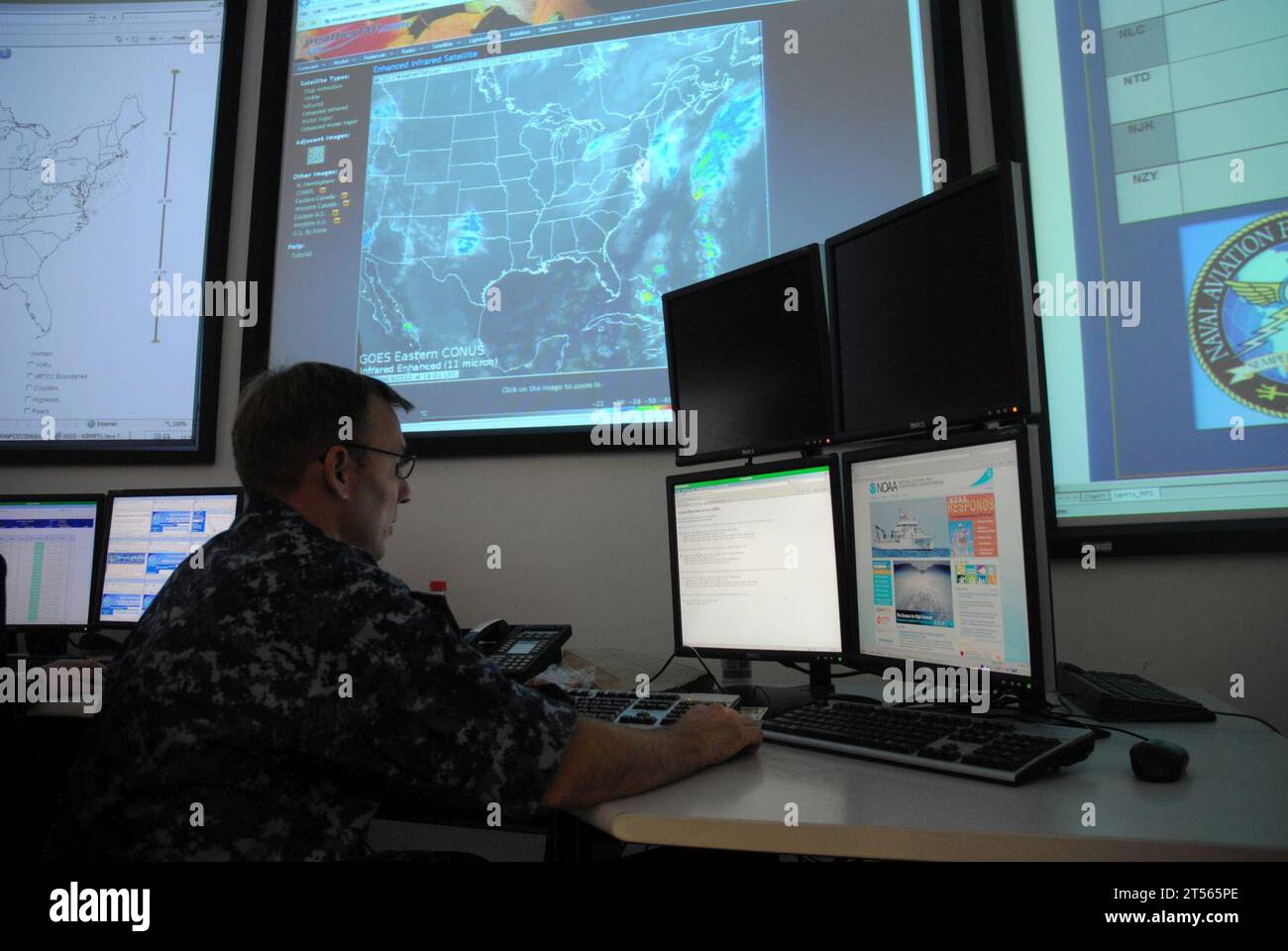Naval Station Norfolk, OCEANOGRAPHY, reserve component, Sailors, U.S ...