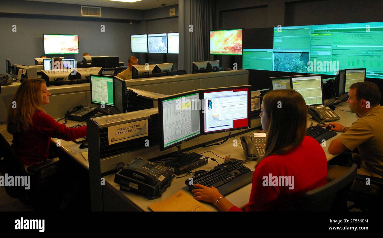 Navy installations hi-res stock photography and images - Alamy