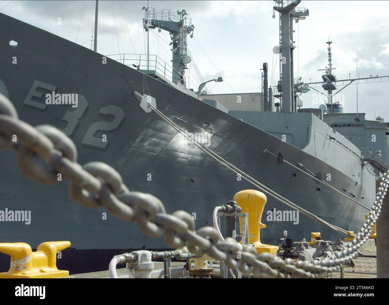 Usns flint hi-res stock photography and images - Alamy