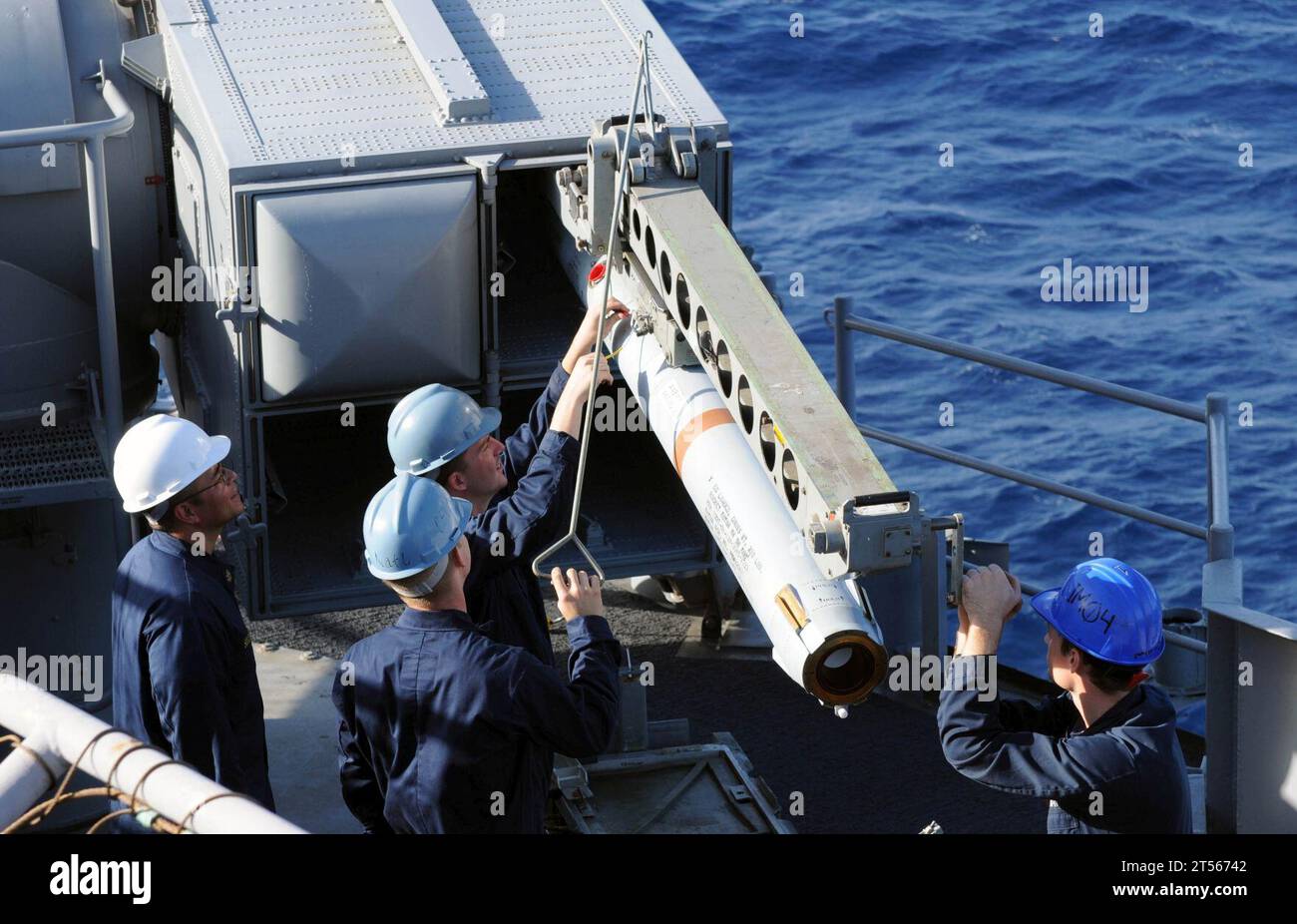 navy, ordnance, people, RIM-7M Sea Sparrow, surface-to-air missile, U.S ...