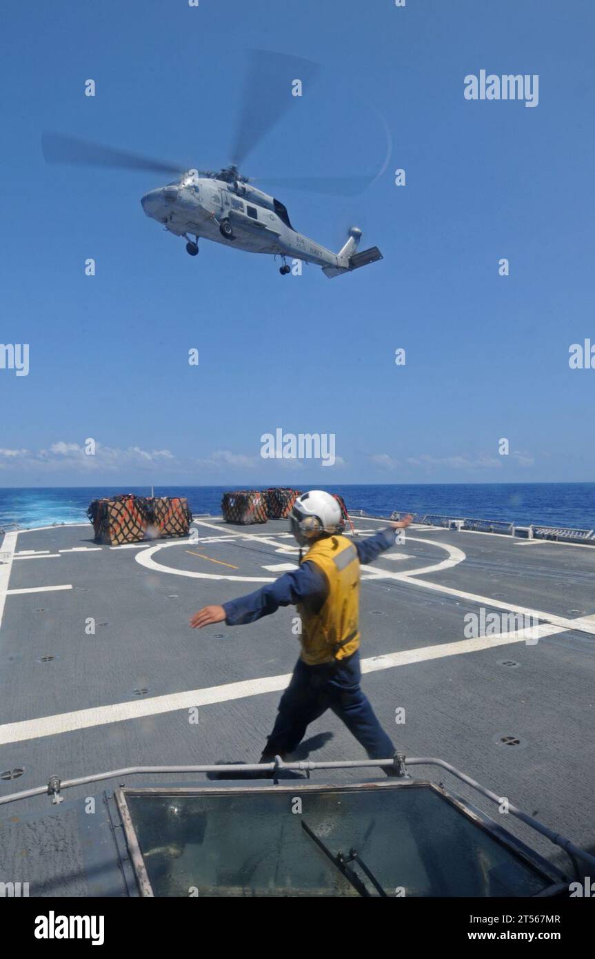 navy, replenishment, U.S. Navy, unrep. vertical, USS Bunker Hill (CG 52 ...