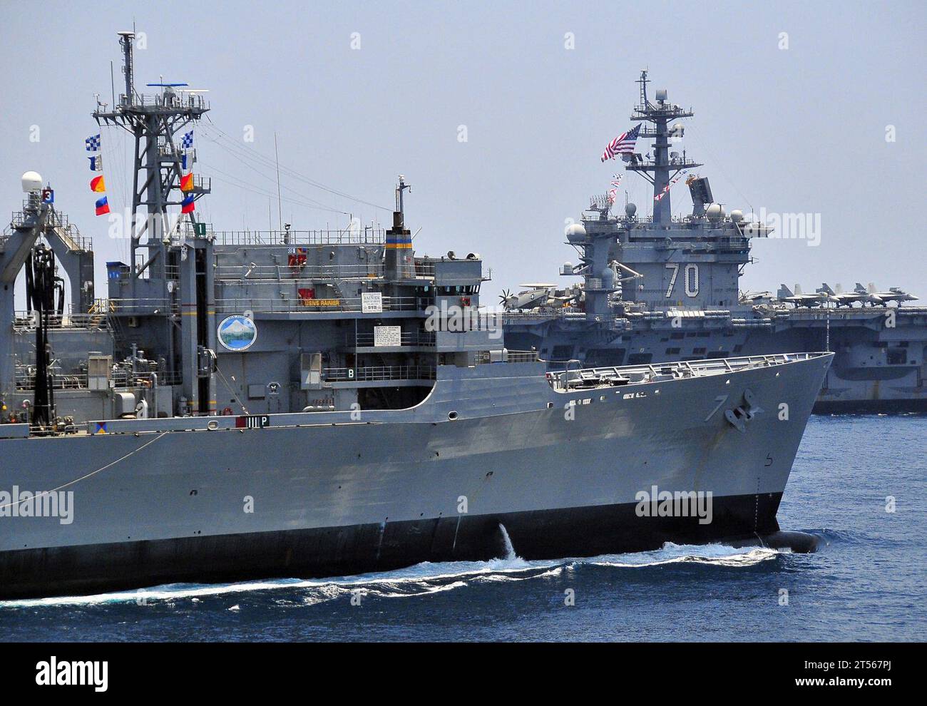 navy, ships, U.S. Navy, USNS Rainier (T-AOE 7), USS Carl Vinson (CVN 70 Stock Photo - Alamy