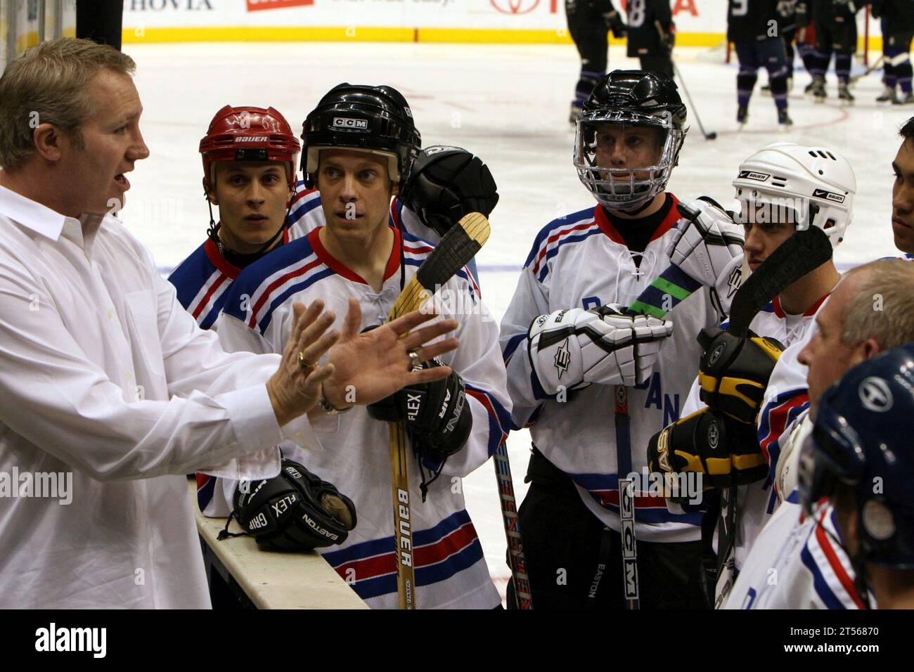 NHL, Staples Center, USS Ronald Reagan (CVN 76 Stock Photo - Alamy