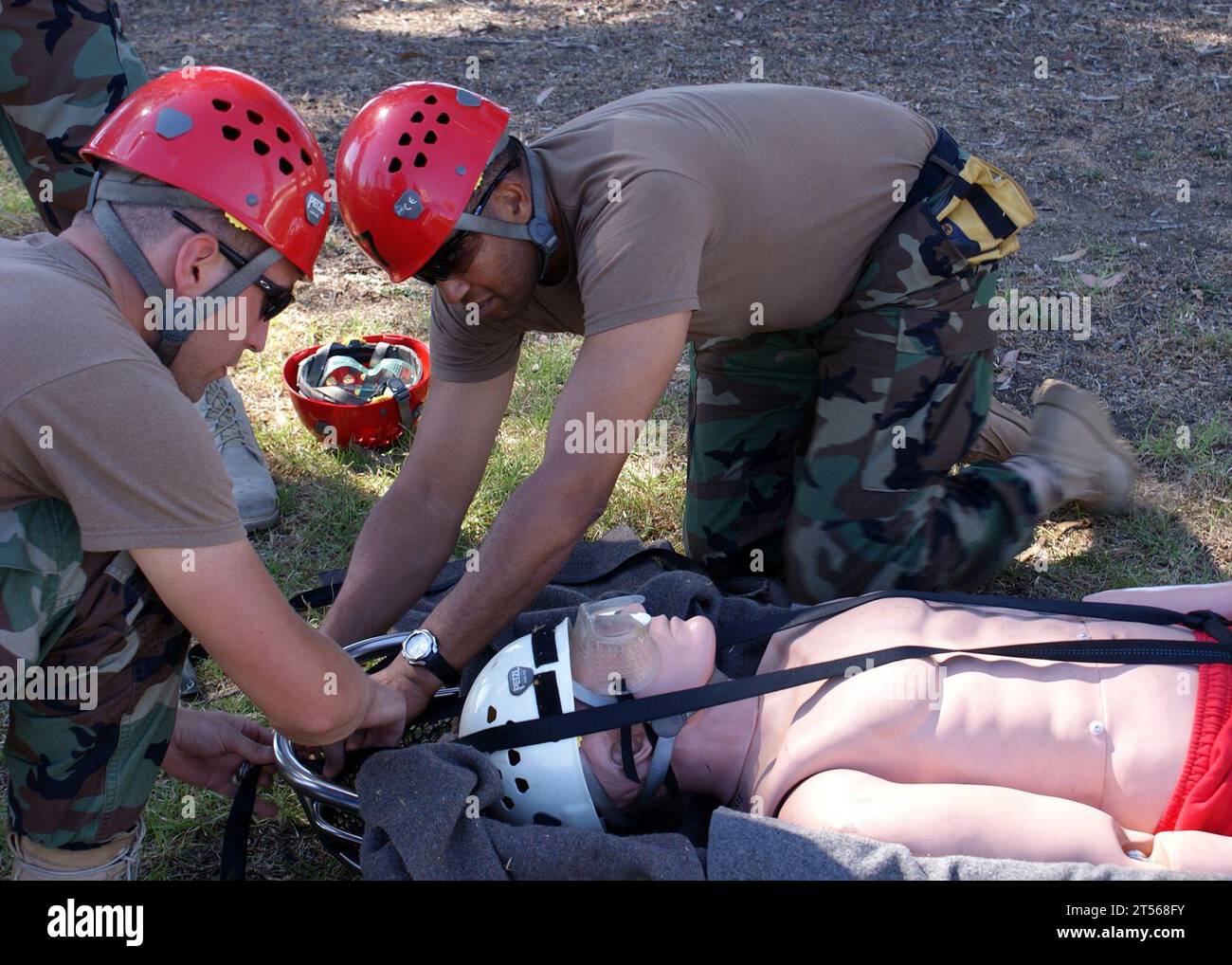 NMCB-5, rope rescue technique Stock Photo - Alamy