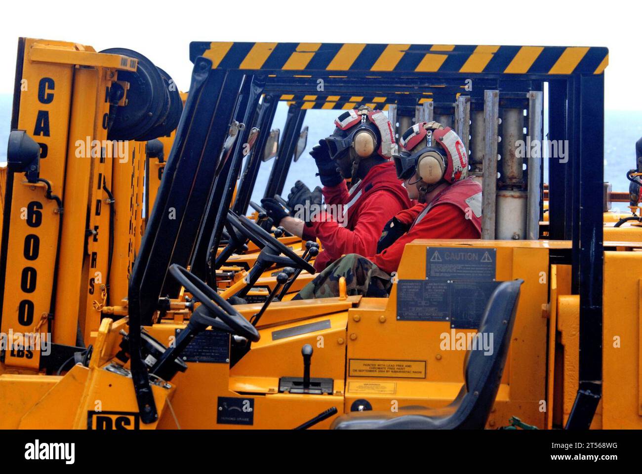 nuclear-powered aircraft carrier USS Nimitz (CVN 68), Pacific Ocean, U ...