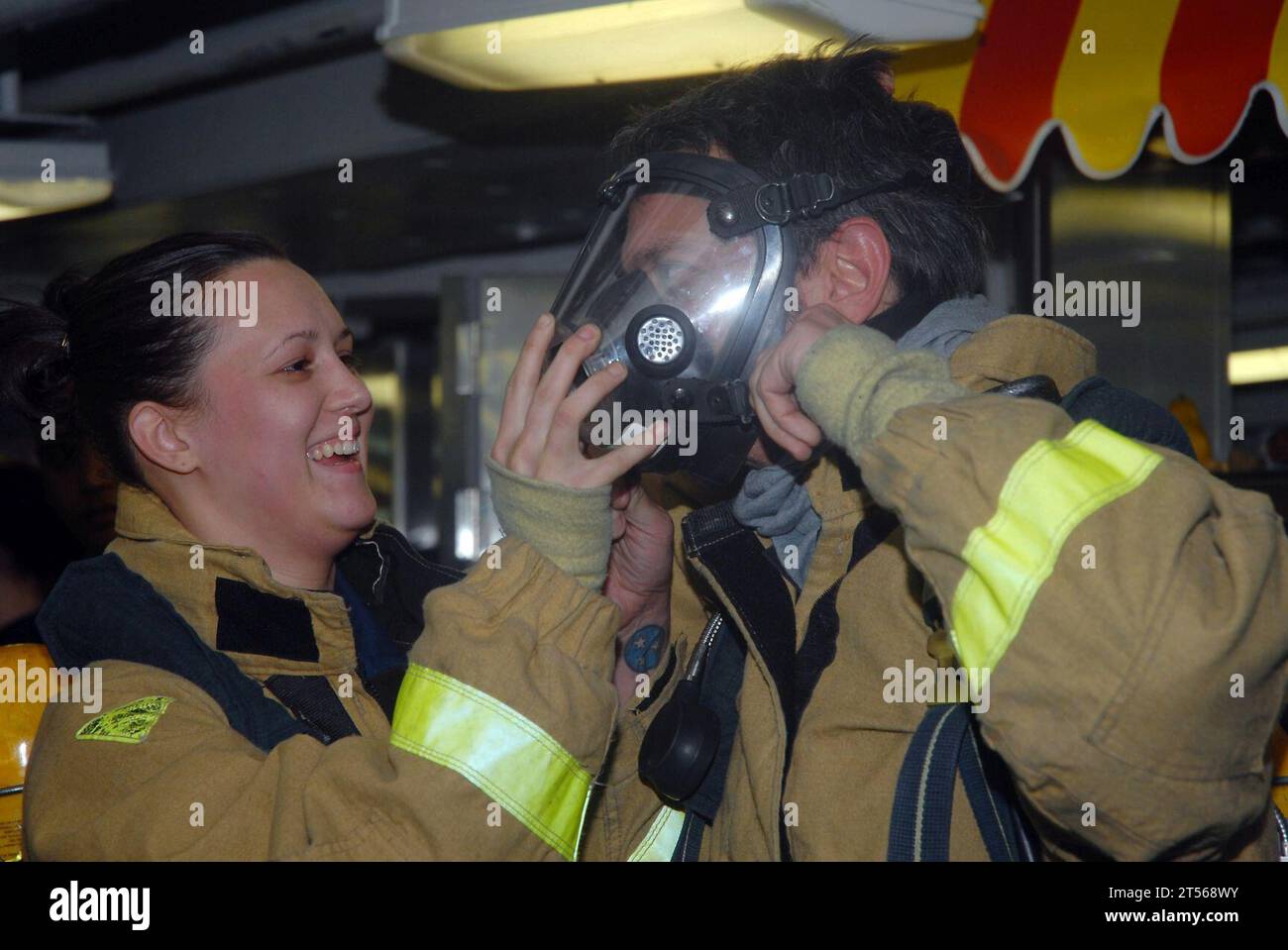 nuclear-powered aircraft carrier USS Nimitz (CVN 68), Pacific Ocean ...