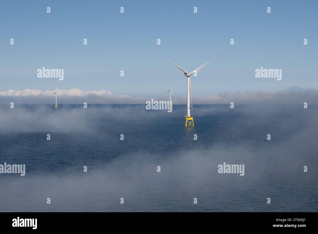 Wind turbines offshore on ocean hi-res stock photography and images - Alamy