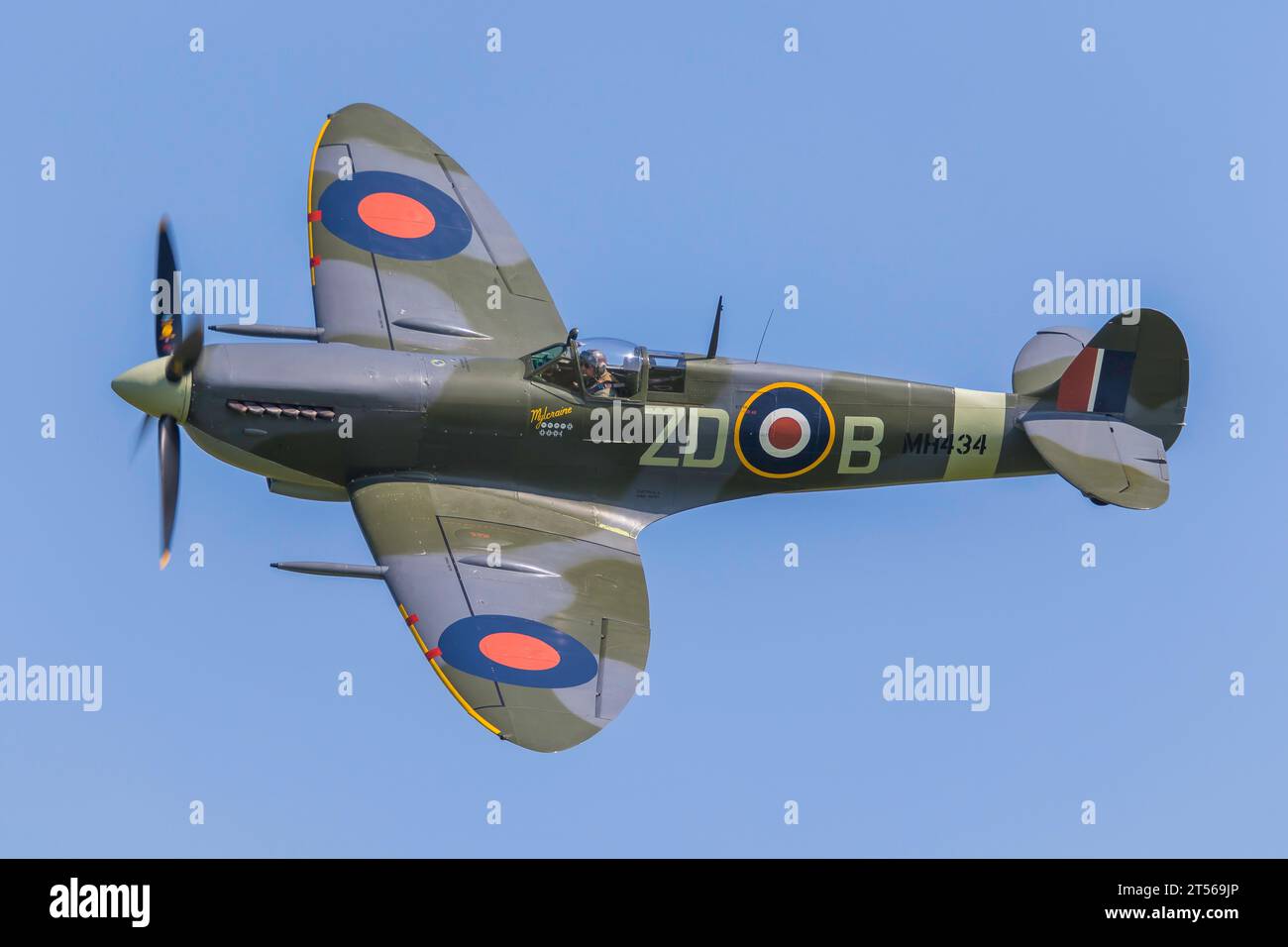 Supermarine Spitfire IX Stock Photo - Alamy