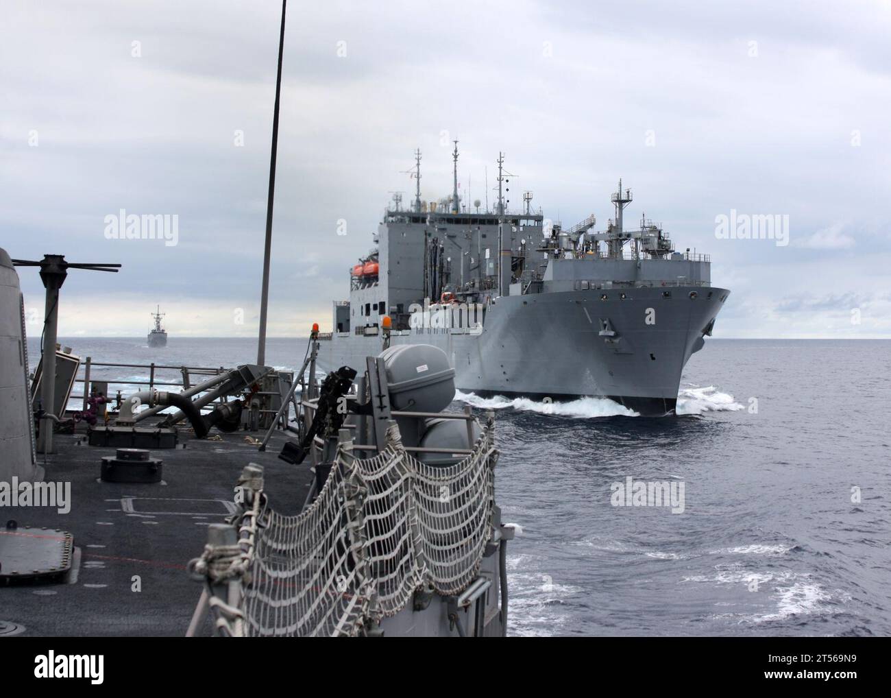 Pacific Ocean, REPLENISHMENT AT SEA, USNS Lewis and Clark (T-AKE 1 ...