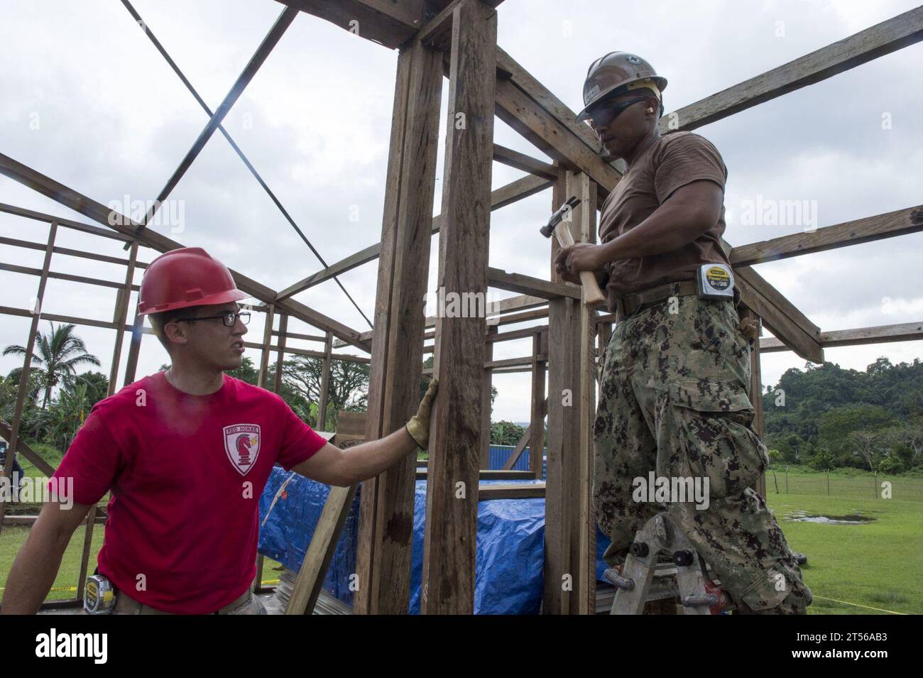 Pacific Partnership, Papua New Guinea, PP15, usns mercy Stock Photo - Alamy