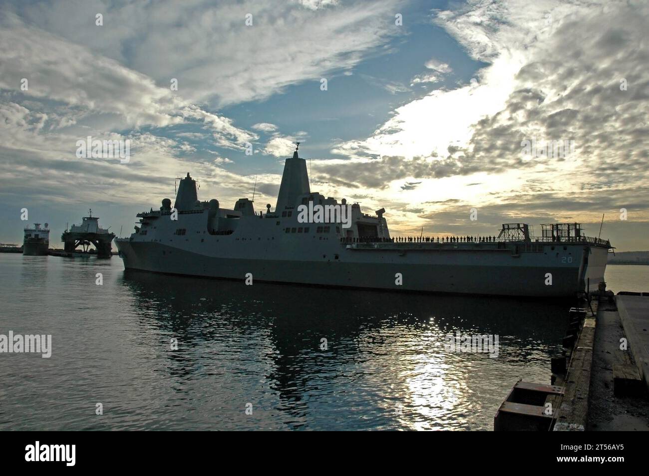 PCU Green Bay (LPD 20), Port of Long Beach Stock Photo - Alamy