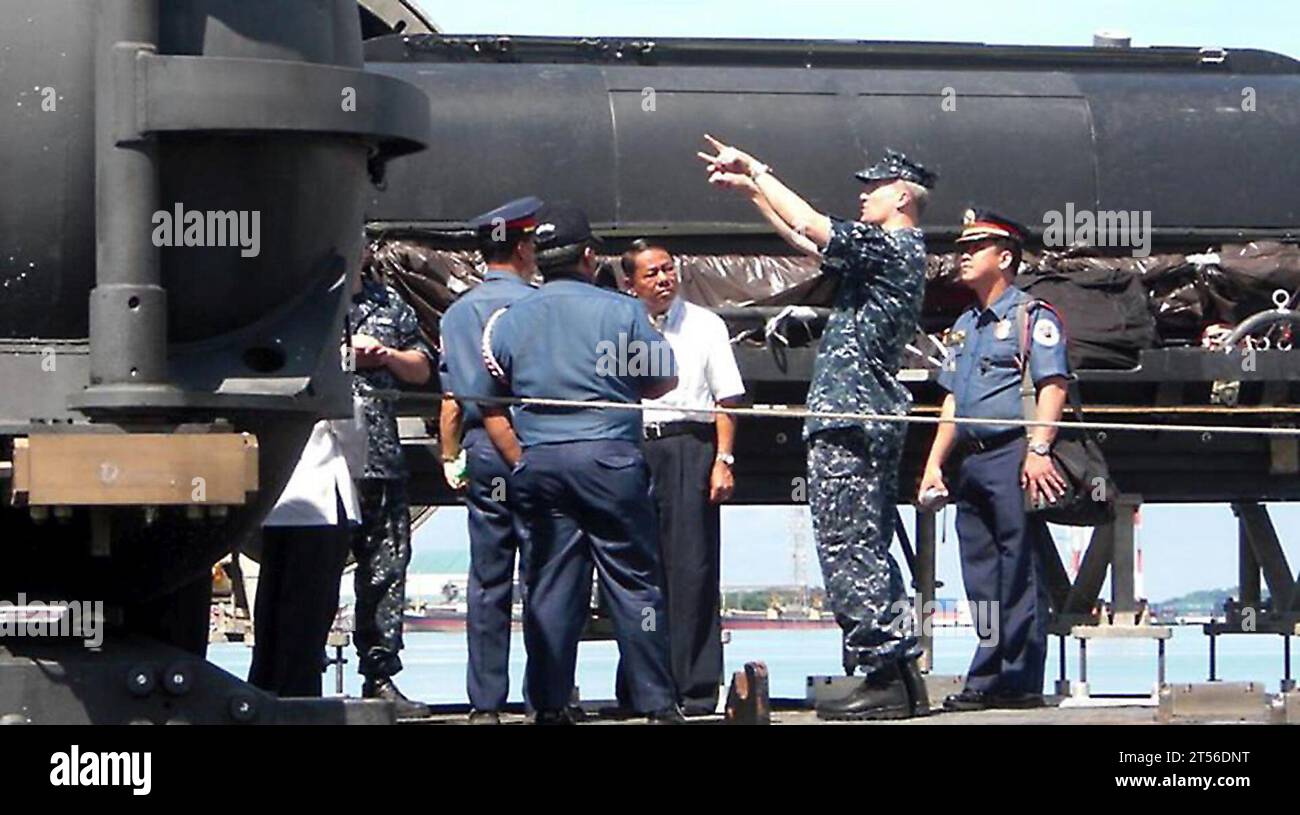 Philippines, SSGN, Submarine, USS Ohio Stock Photo - Alamy
