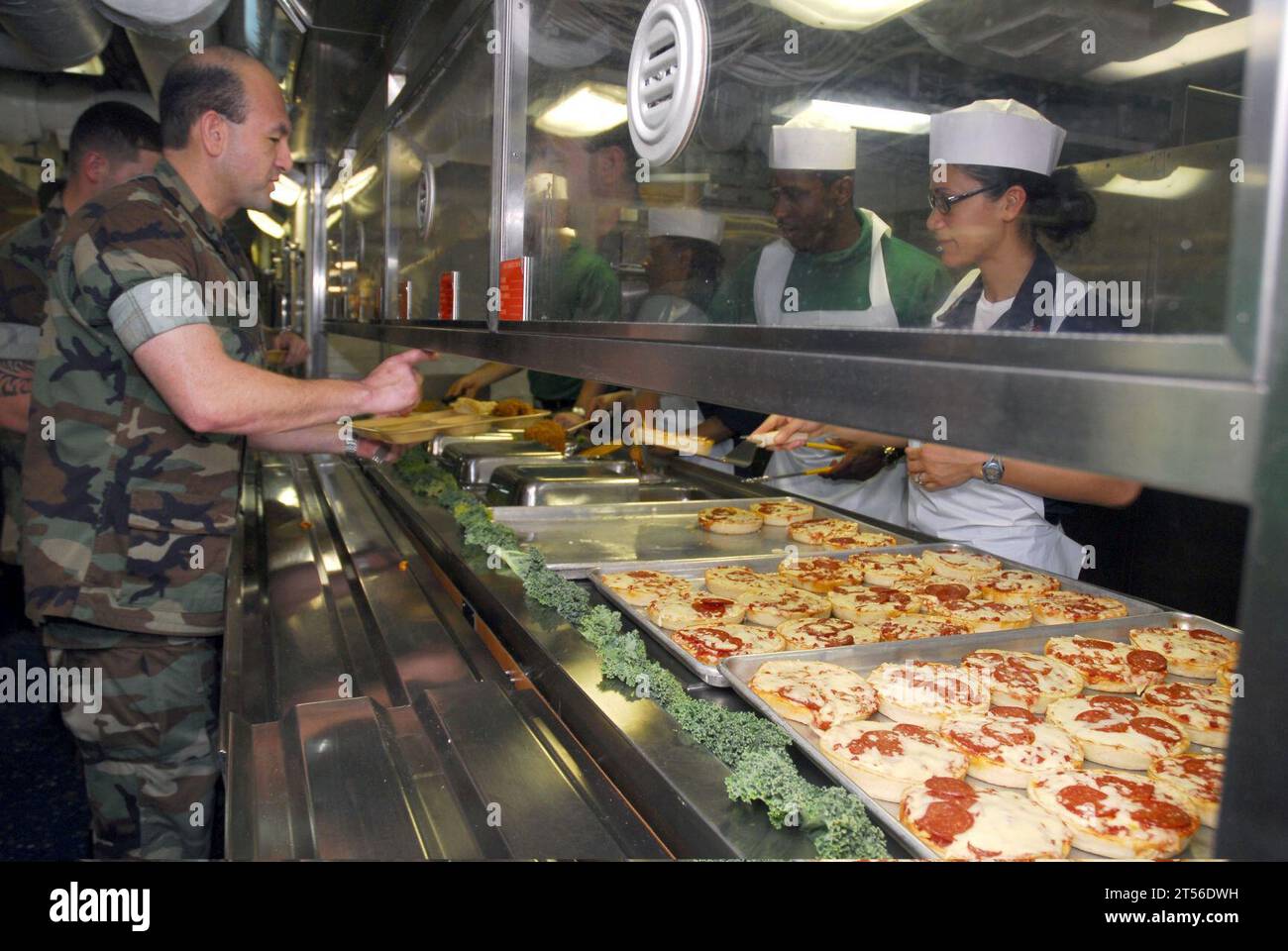 pizza, USS Nimitz (CVN 68 Stock Photo - Alamy