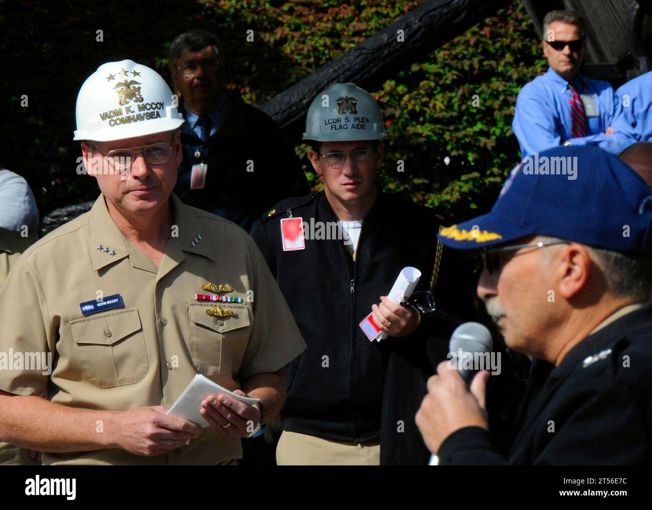 PORTSMOUTH NAVAL SHIPYARD, Vice Adm. Kevin McCoy, vip Stock Photo - Alamy