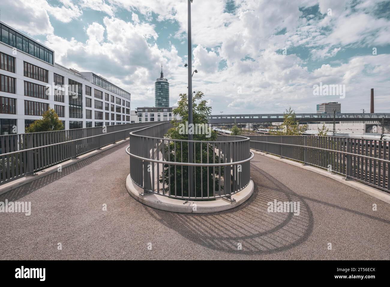 Arnulfsteg, pedestrian and cycle traffic between Donnersbergerbruecke ...