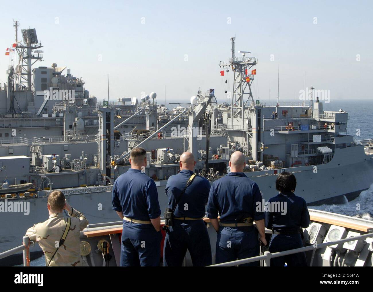 RAS, USNS Supply (T-AOE 6), USS Carter Hall (LSD 50), USS Iwo Jima (LHD ...