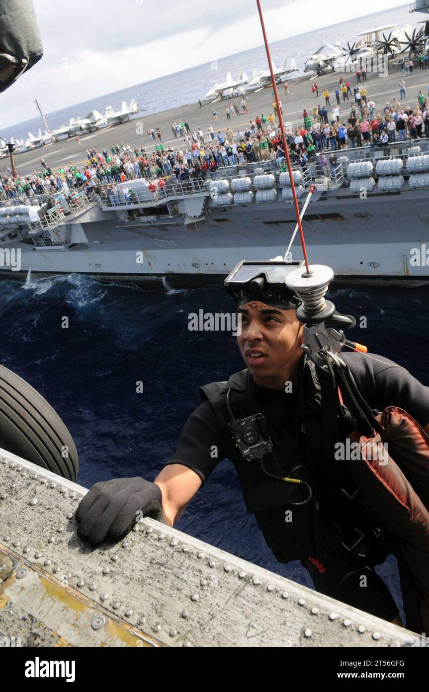 Sailor, scuba, Tiger Cruise Stock Photo - Alamy