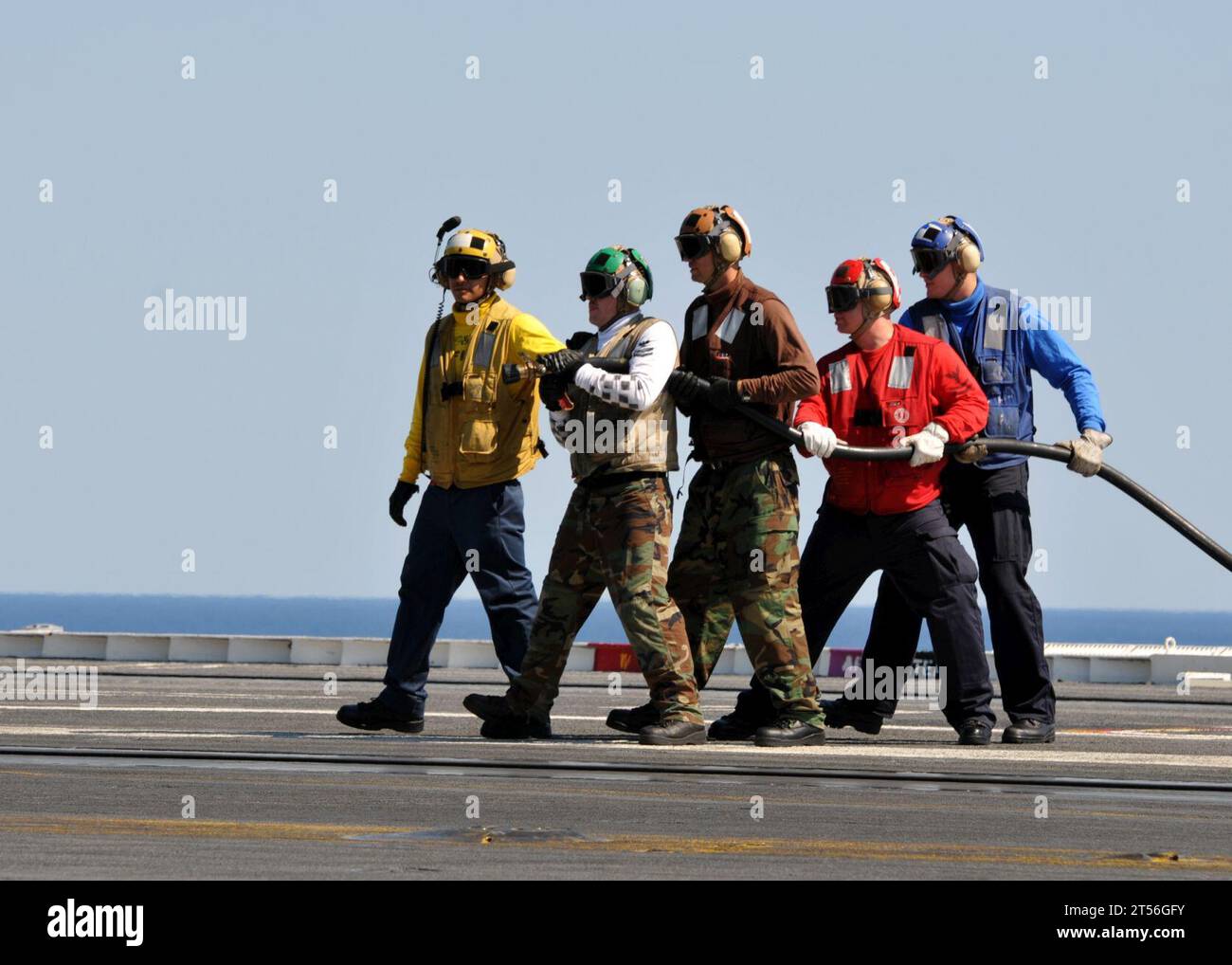 Sailor, training, U.S. Navy, USS George H.W. Bush (CVN 77 Stock Photo ...