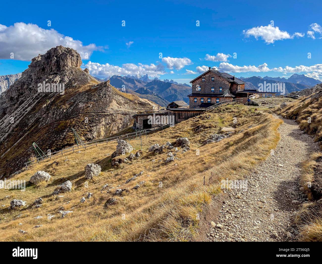 Croda Rossa Hut (Rifugio Roda di Vael), Croda Rossa, Catinaccio Massif ...