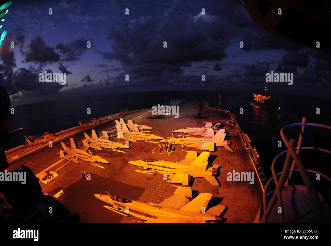 Sailor, U.S. Navy, USNS Arctic (T-AOE 8), USS George H.W. Bush (CVN 77 ...