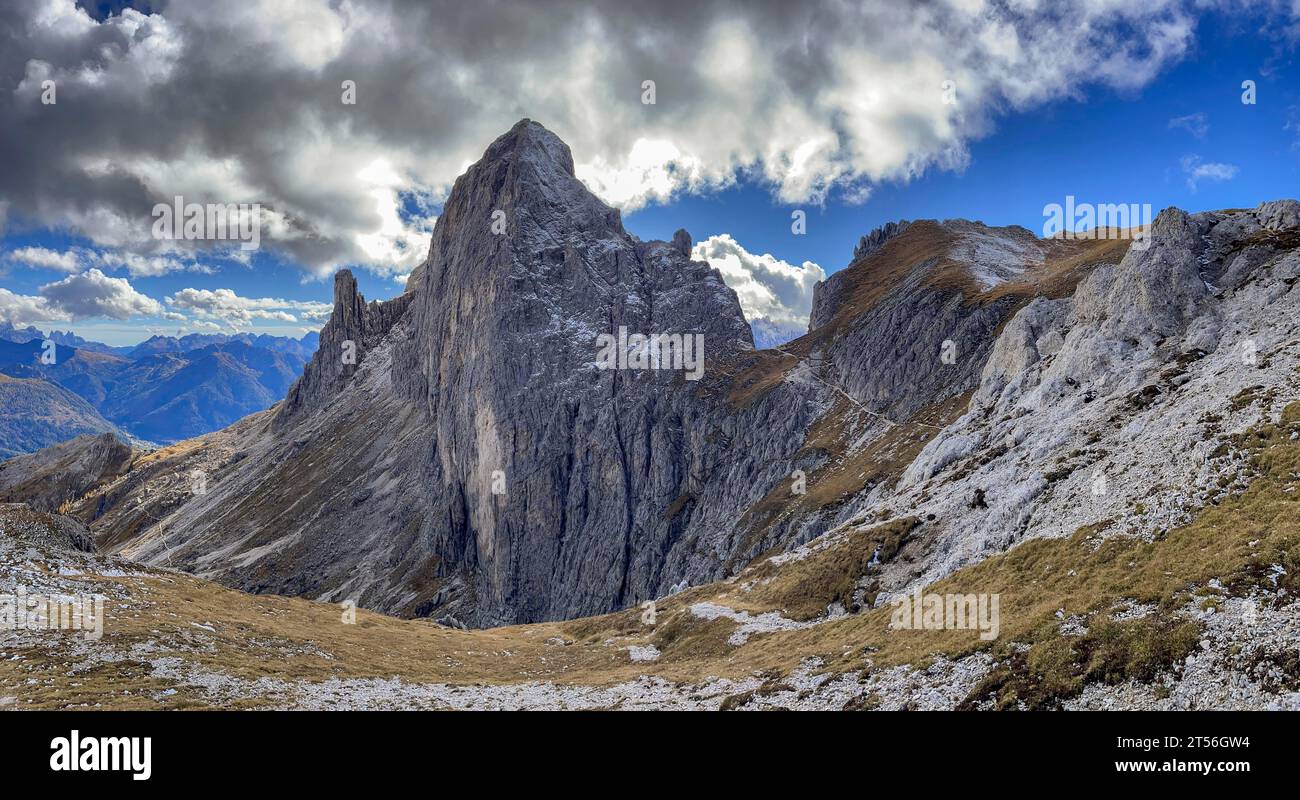 Passo di Vaiolon (Vajolon Pass), Carezza, Dolomites, South Tyrol, Italy ...