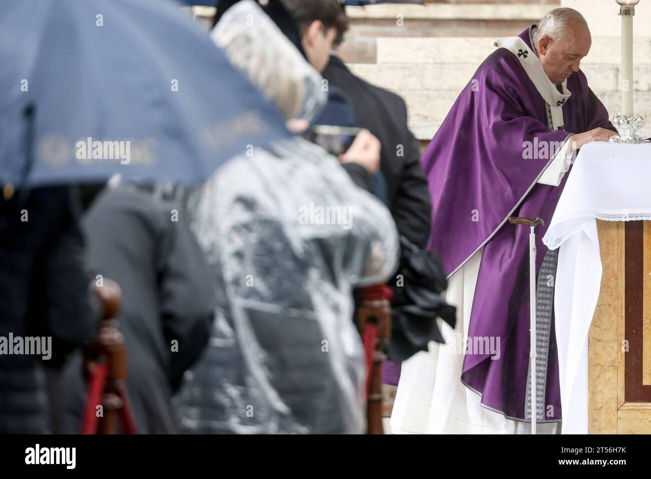 Rome, Italy. 02nd Nov, 2023. Italy, Rome, Pope Francis says mass for ...