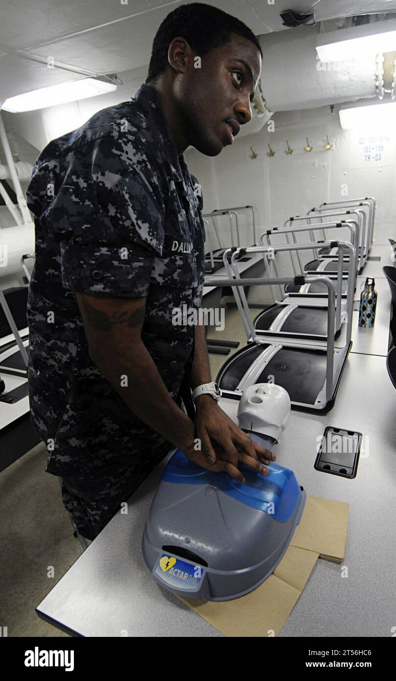 Sailors, U.S. Navy, USS George H.W. Bush (CVN 77 Stock Photo - Alamy