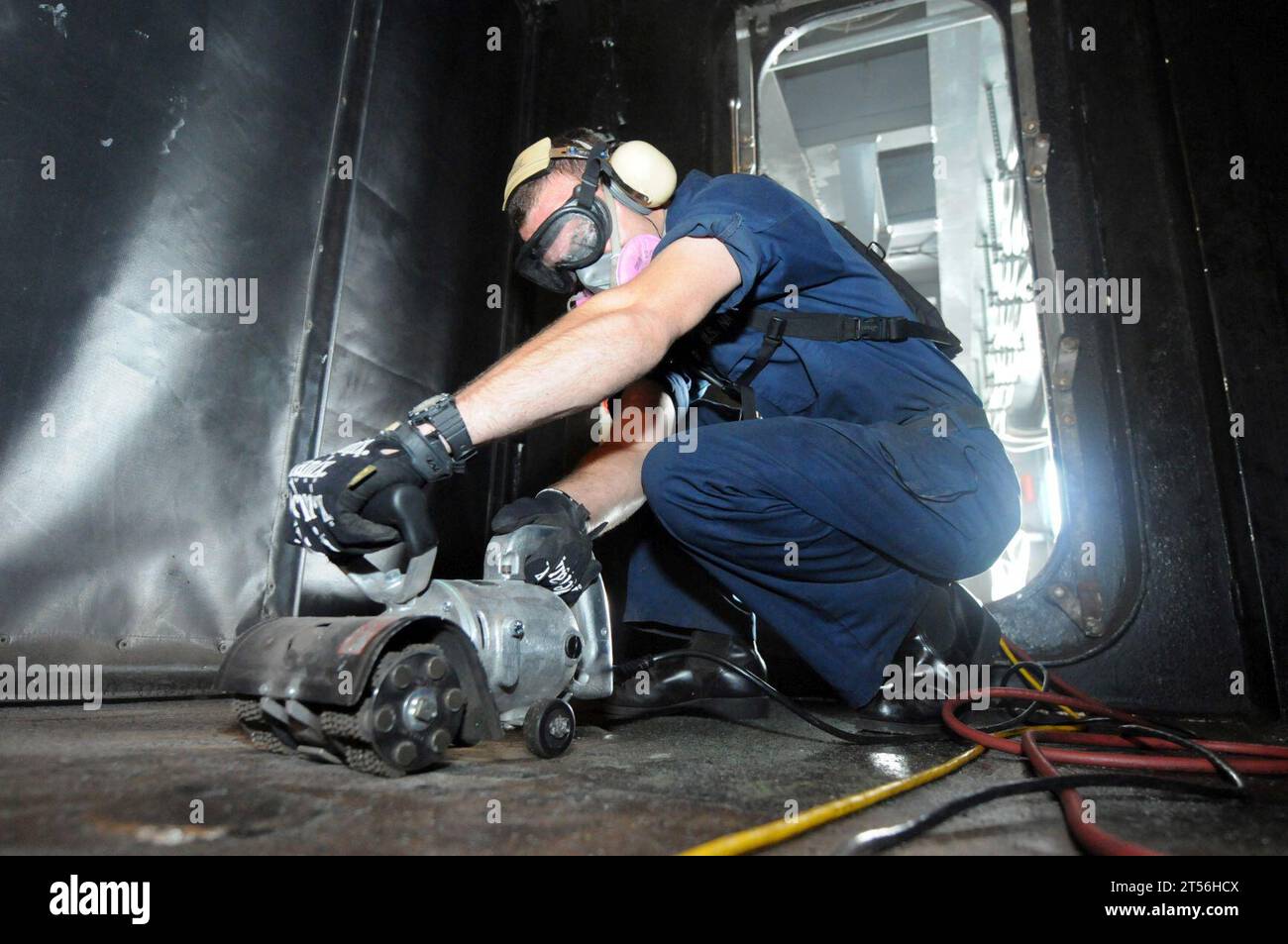 Sailors, U.S. Navy, USS George H.W. Bush (CVN 77 Stock Photo - Alamy