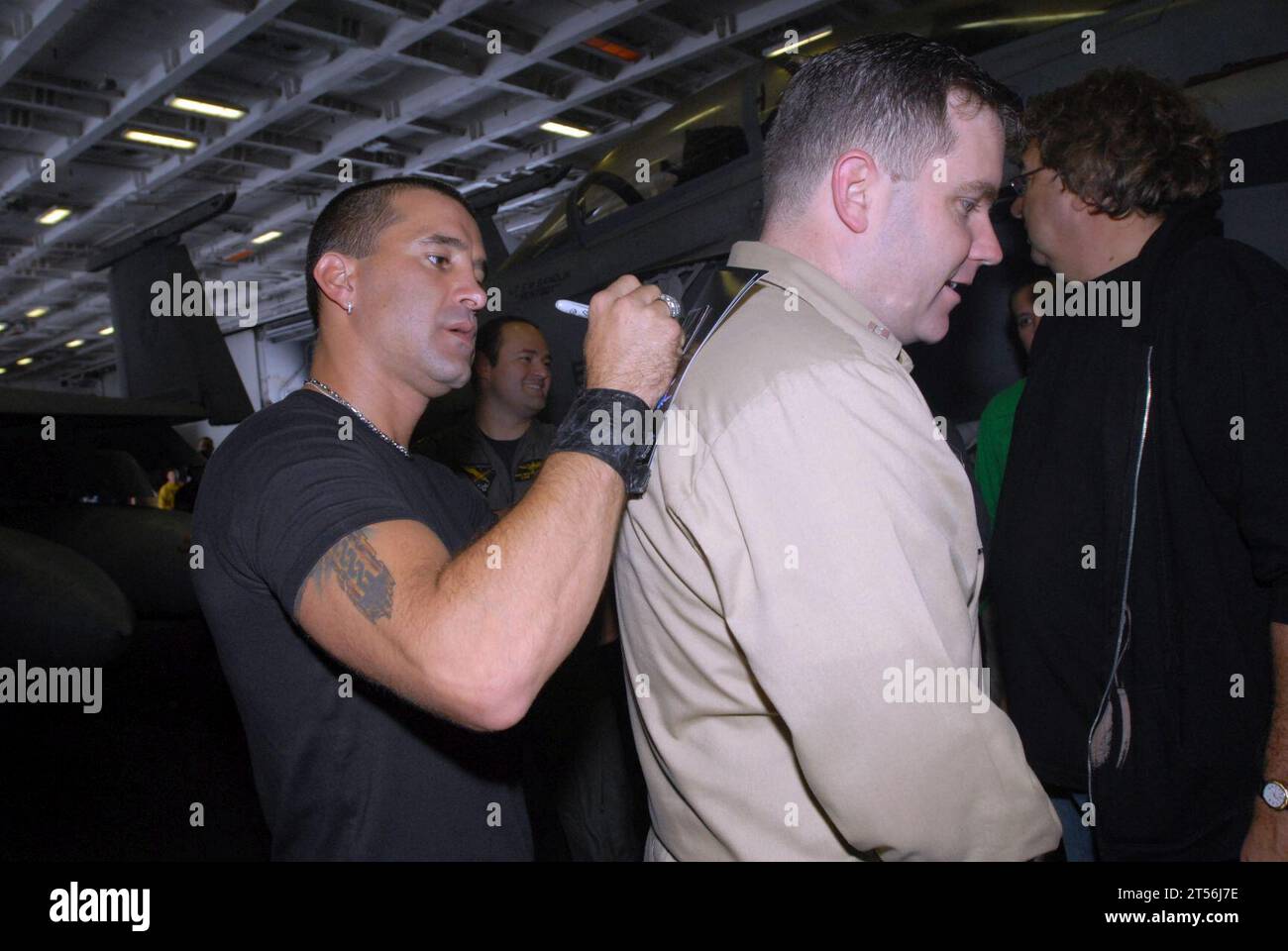 Scott Stapp, USS Ronald Reagan (CVN 76), vip Stock Photo - Alamy