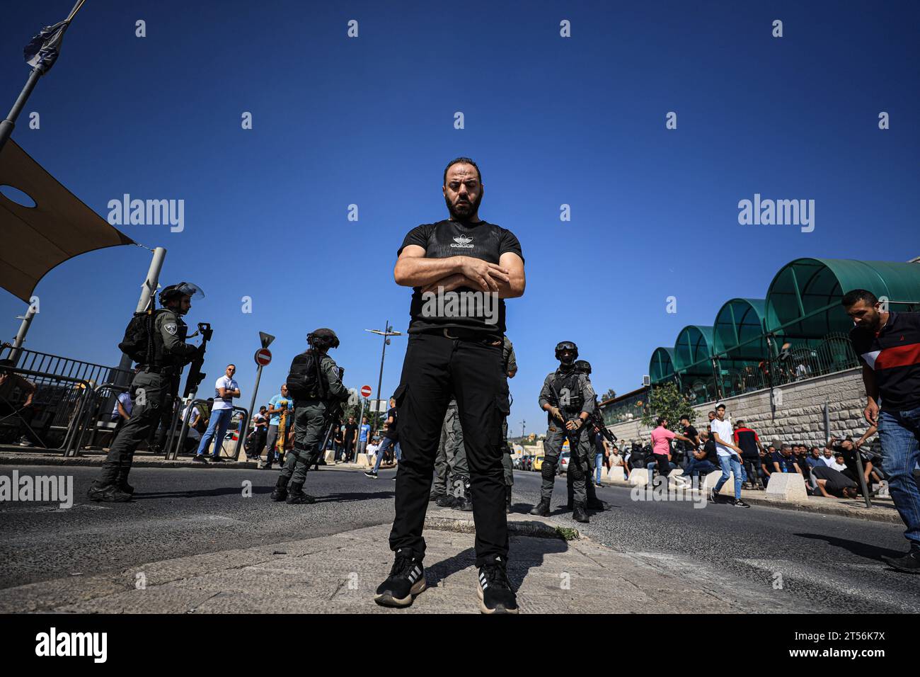 Ras al-Amud, Jerusalem. November 3, 2023. Israeli security stand guard ...