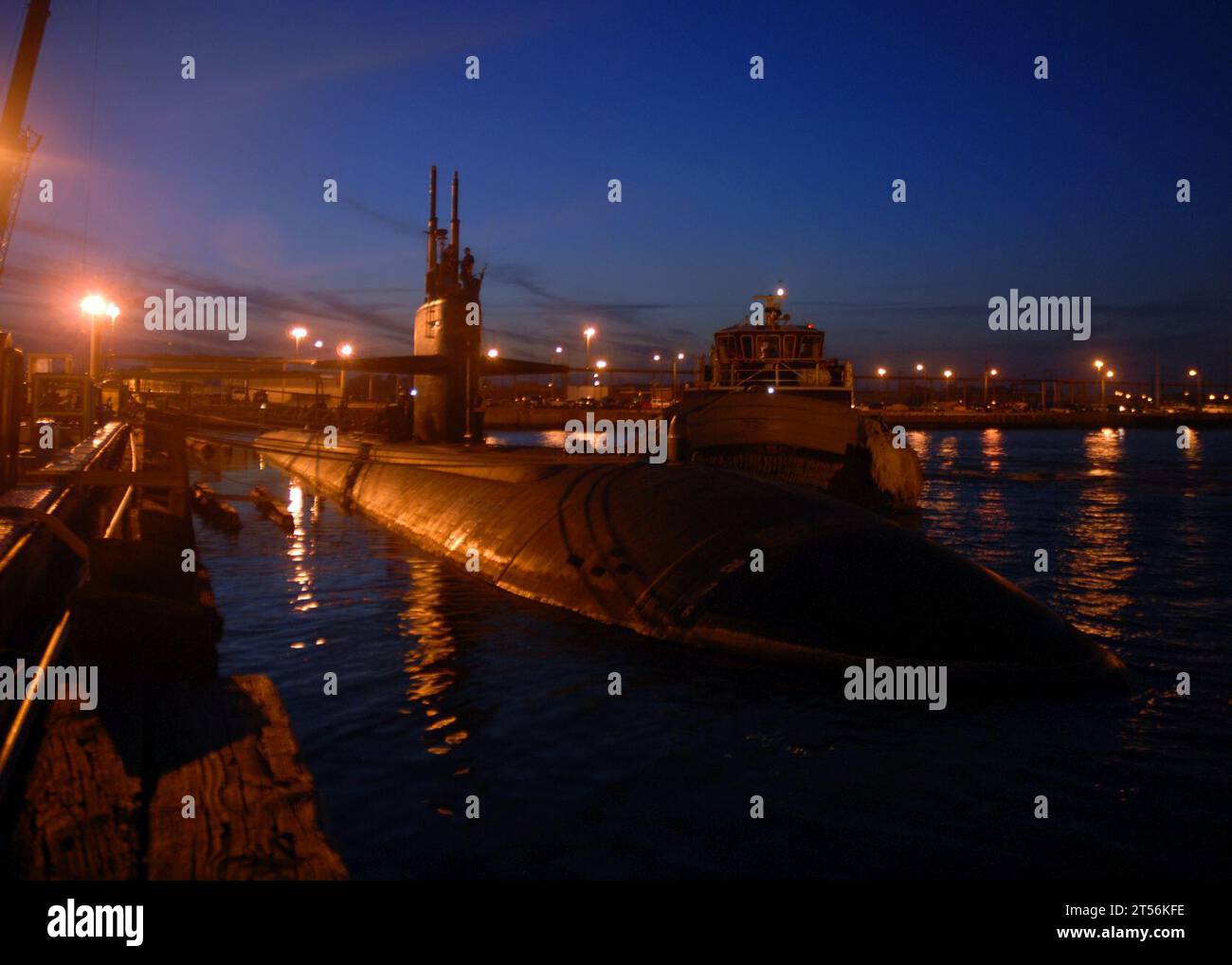 Uss oklahoma city ssn 723 hi-res stock photography and images - Alamy