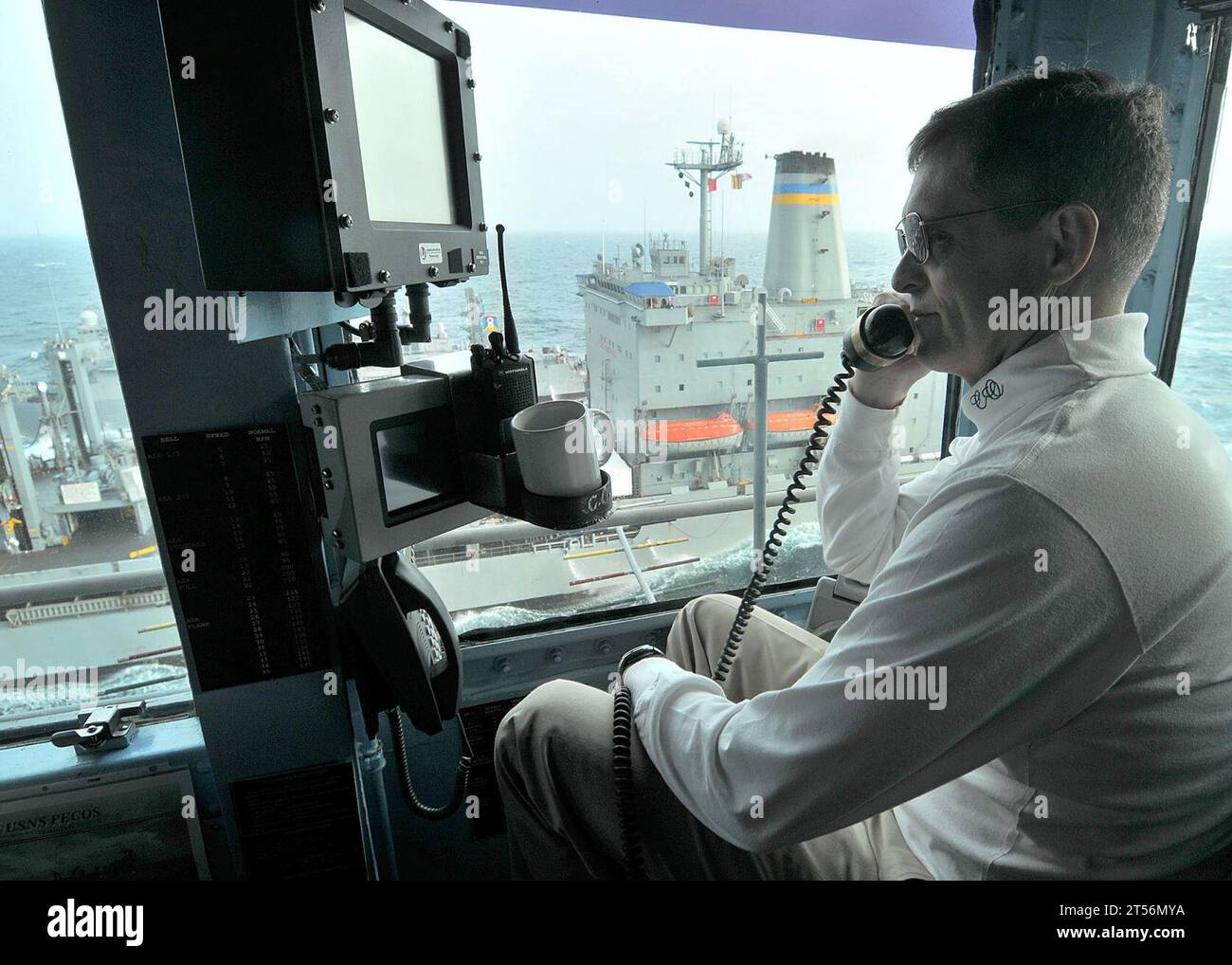 US Navy people at work Stock Photo - Alamy