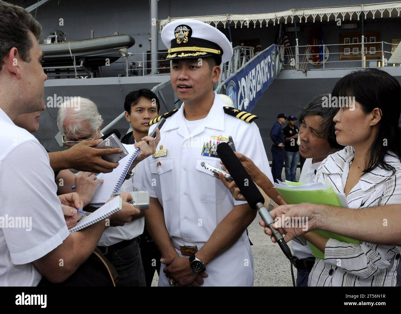 US Navy people at work Stock Photo - Alamy