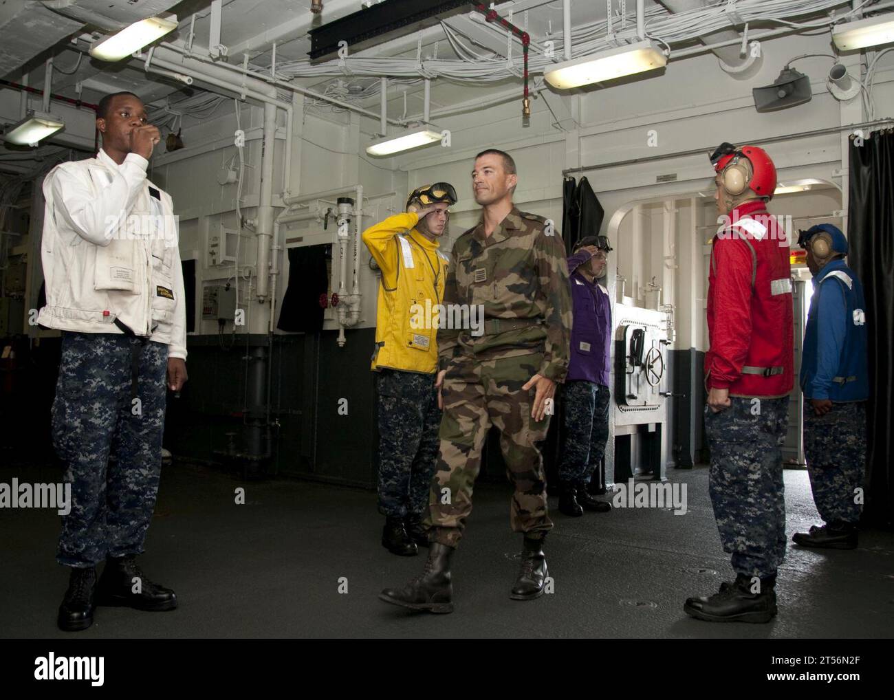 US Navy people at work Stock Photo - Alamy