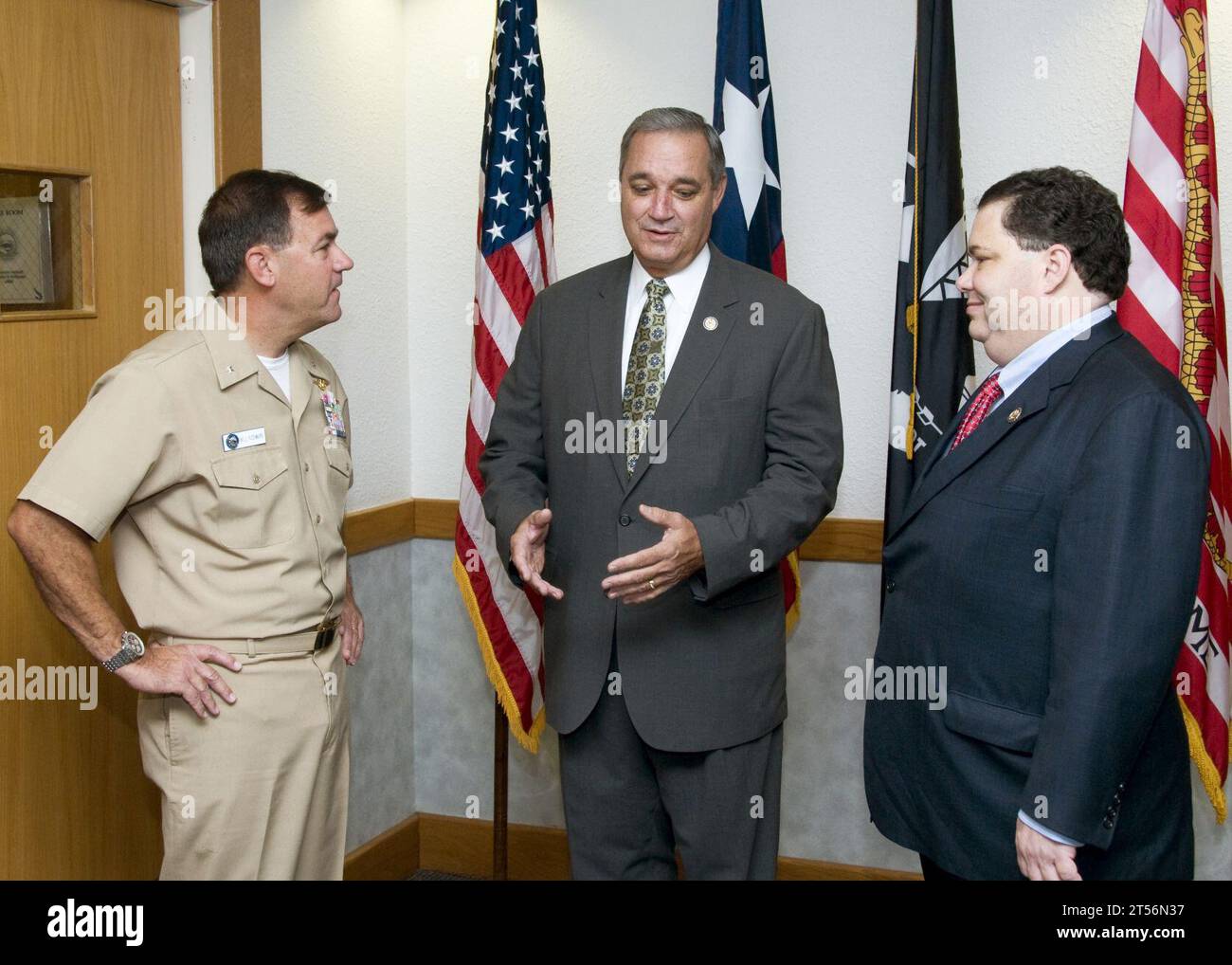 US Navy .S. Reps. Jeff Miller, center, and Blake Farenthold visit Rear ...
