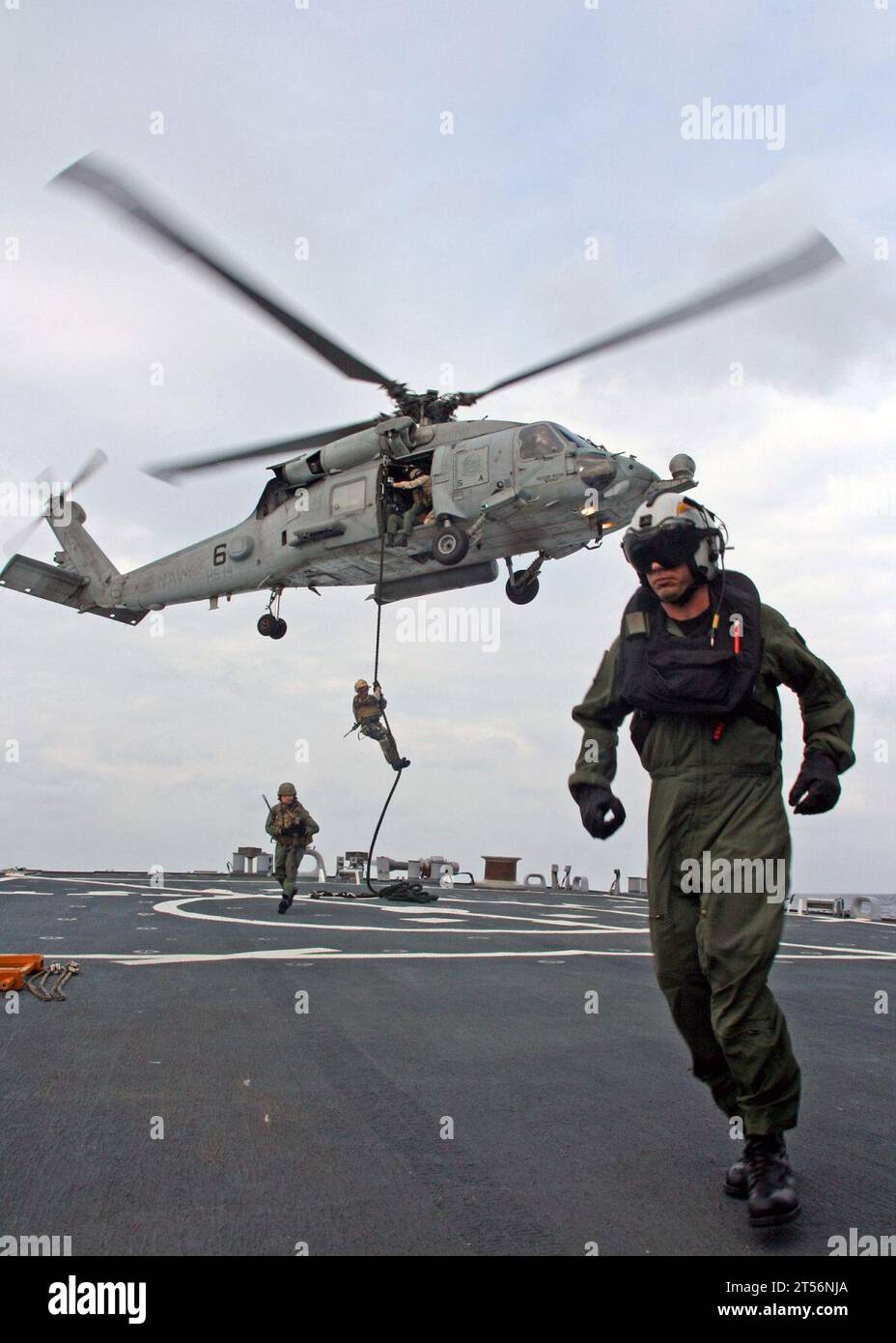 Destroyer Squadron (DESRON) 15, Det. 15, Explosive Ordinance Disposal ...