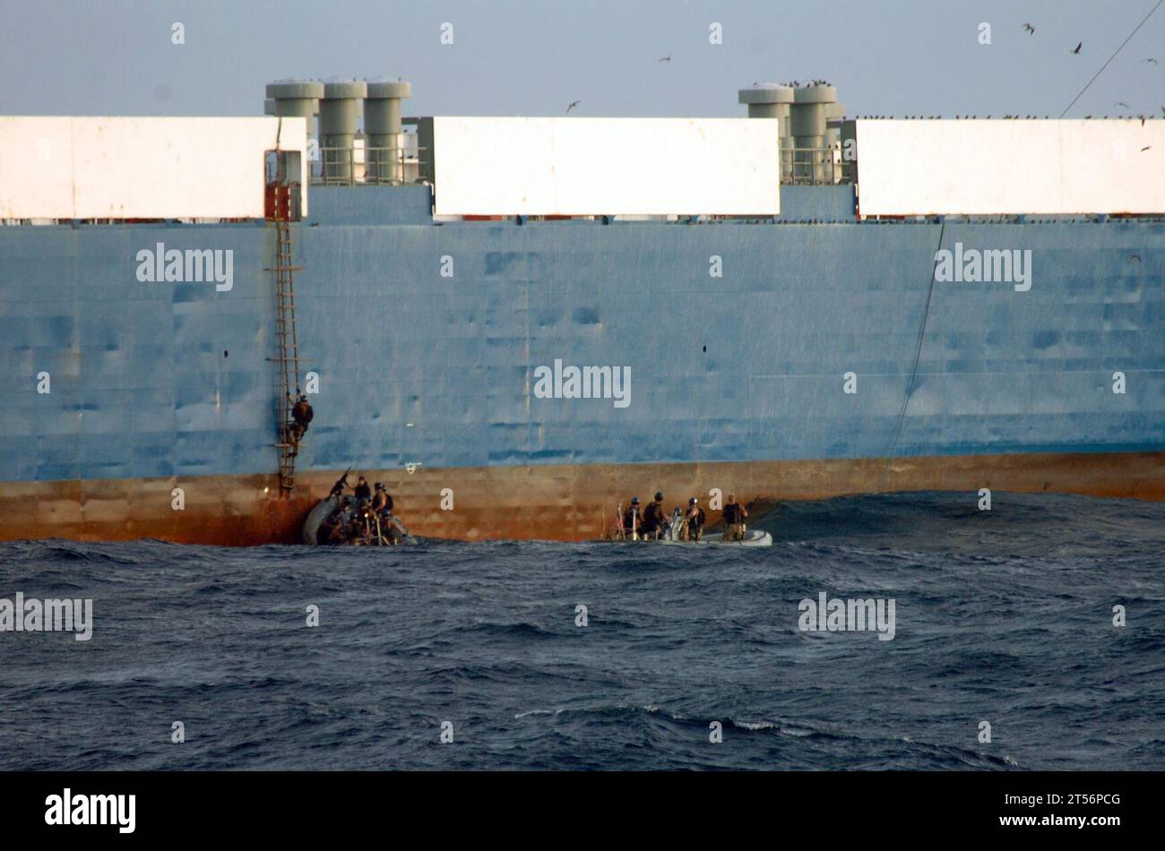 Usns catawba t atf 168 hi-res stock photography and images - Alamy