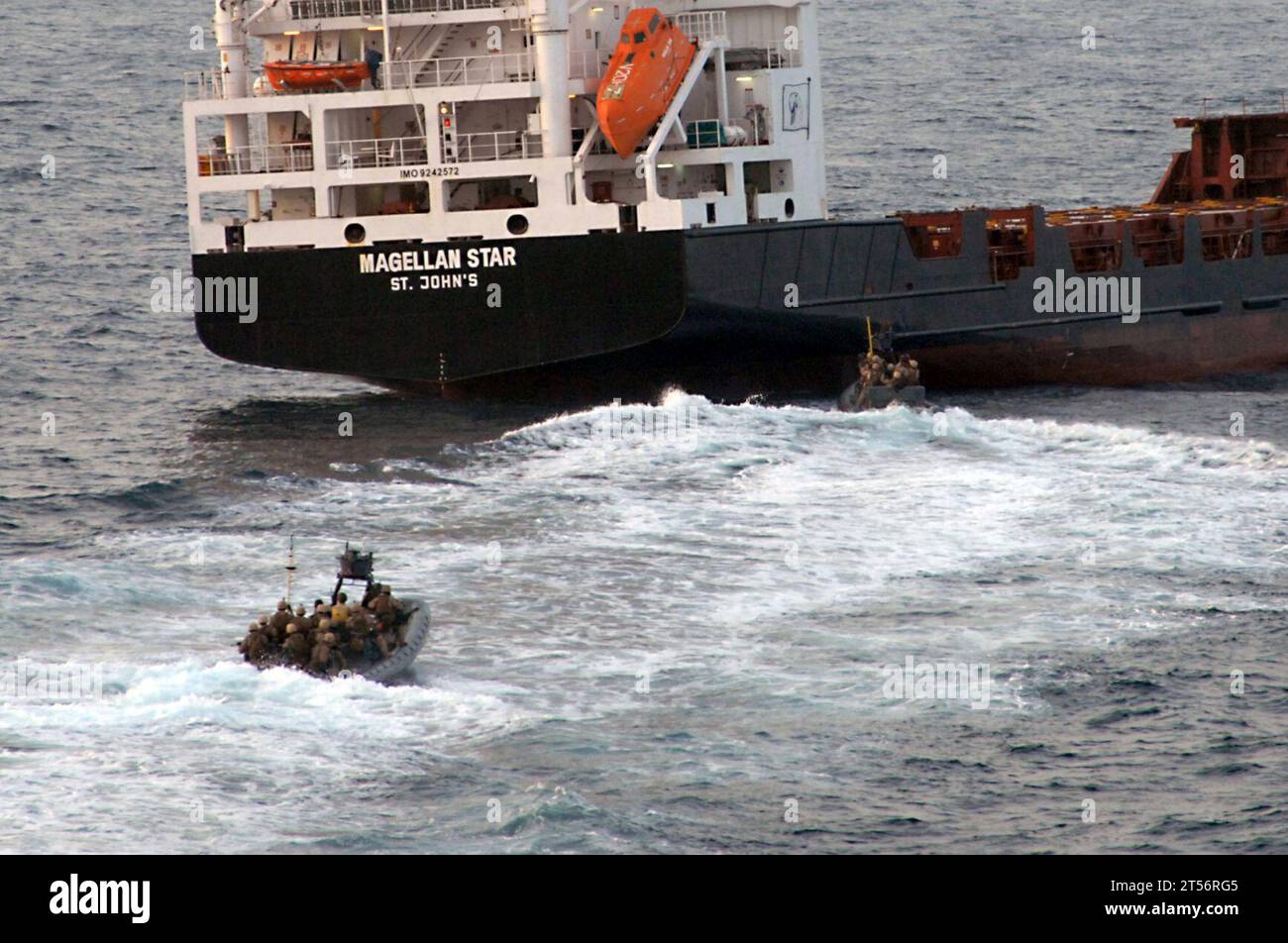 15th Marine Expeditionary Unit, amphibious transport dock ship, board ...