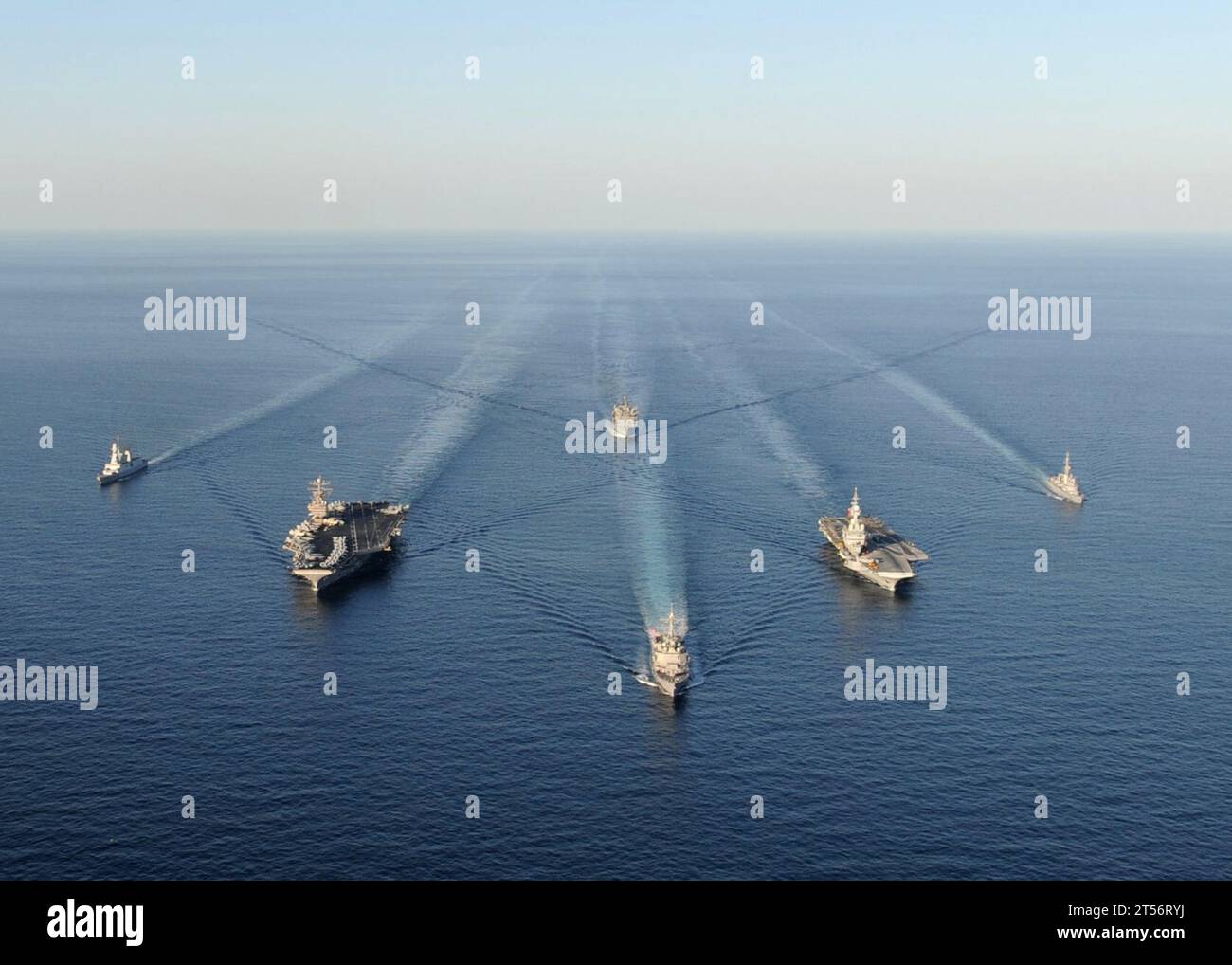 aircraft carrier Charles De Gaulle (R 91), Arabian Sea, fast combat ...