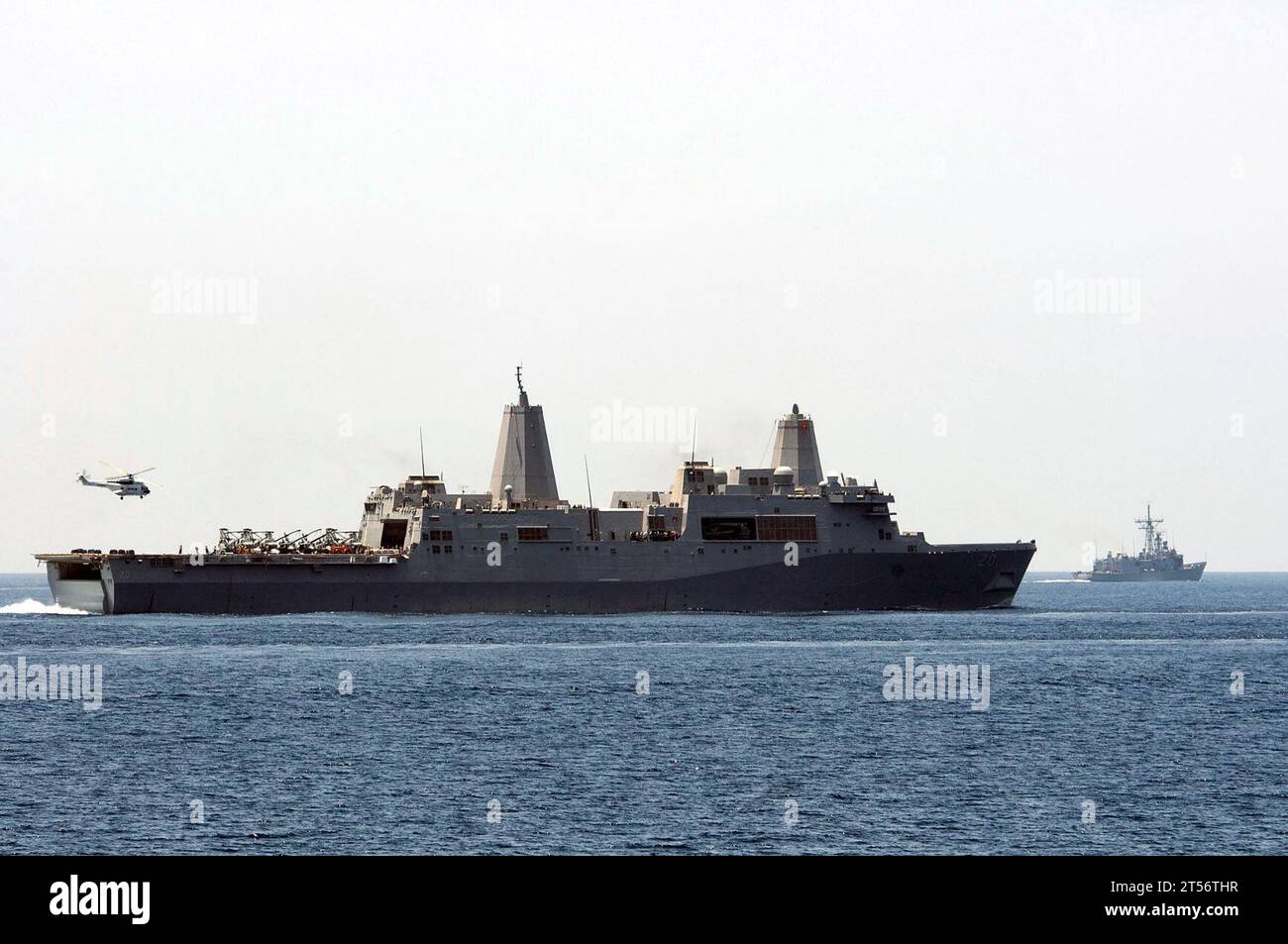 amphibious transport dock ship, AS-332 Super Puma, Boxer Amphibious ...