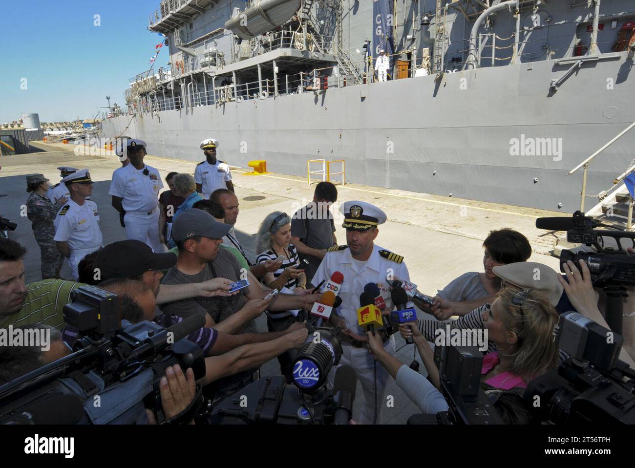 US Navy people at work Stock Photo - Alamy