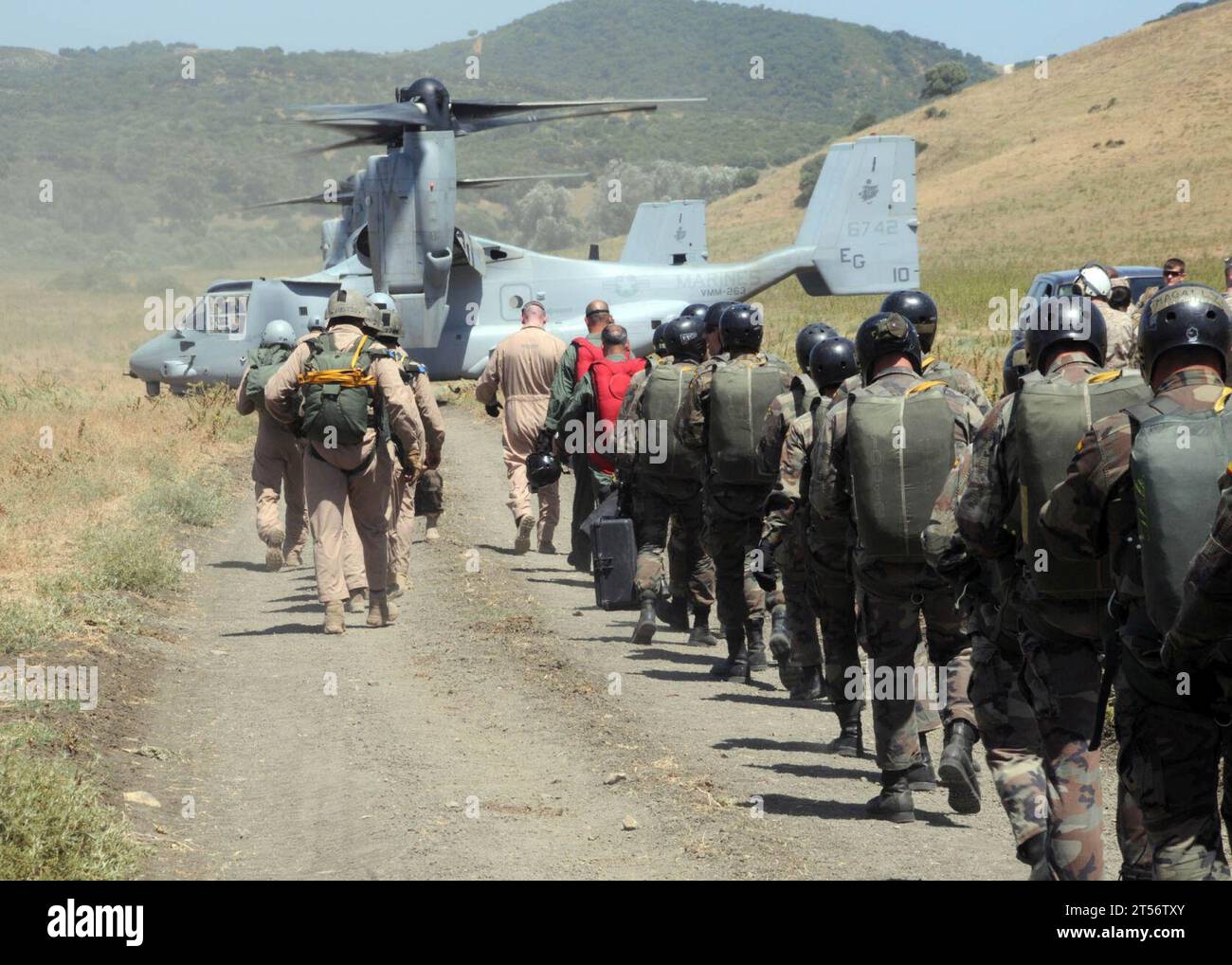 2nd Battalion, 2nd Marine Regiment, AAV, ACU 4, Amphibious Assault ...